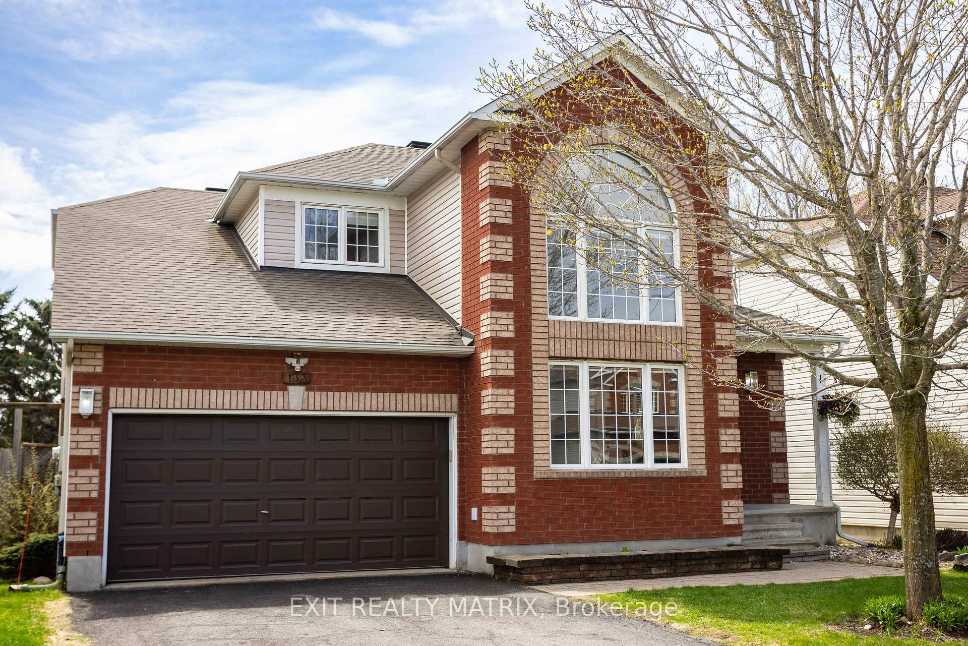 Houses For Sale in Russell