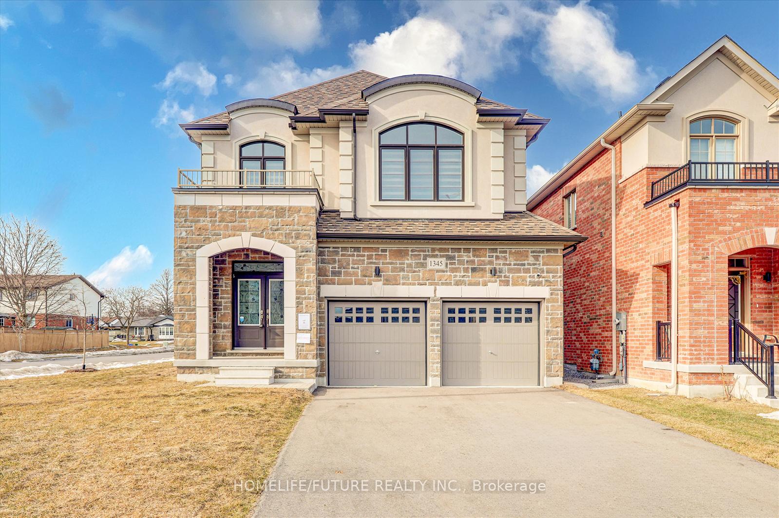 1345 Apollo Street, Oshawa, ON L1K 3E6