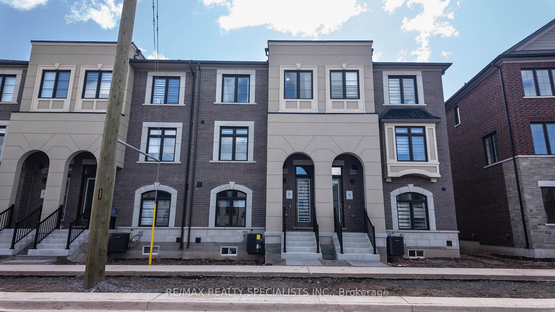 1346 William Halton Parkway, Oakville, ON L6M 5R2