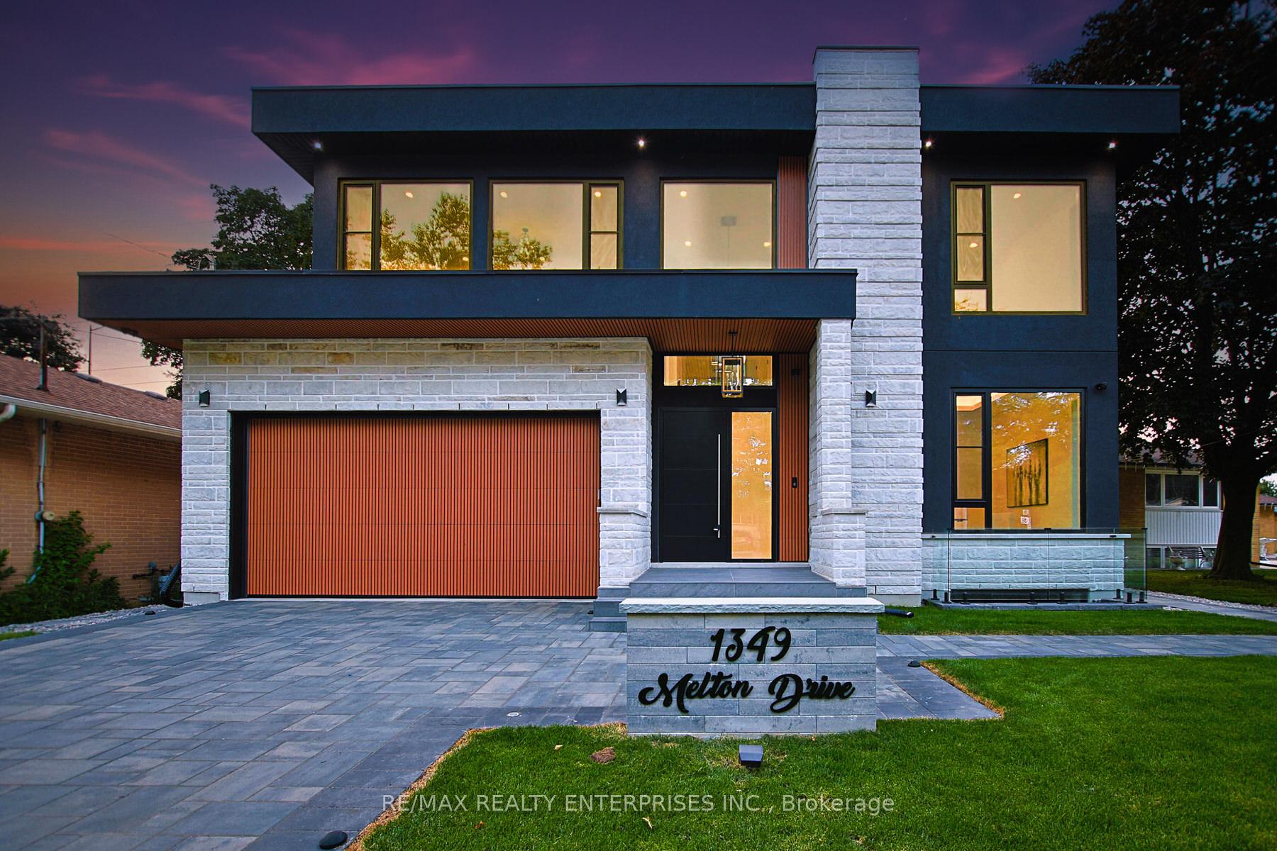1349 Melton Drive, Mississauga, ON L4Y 1L6