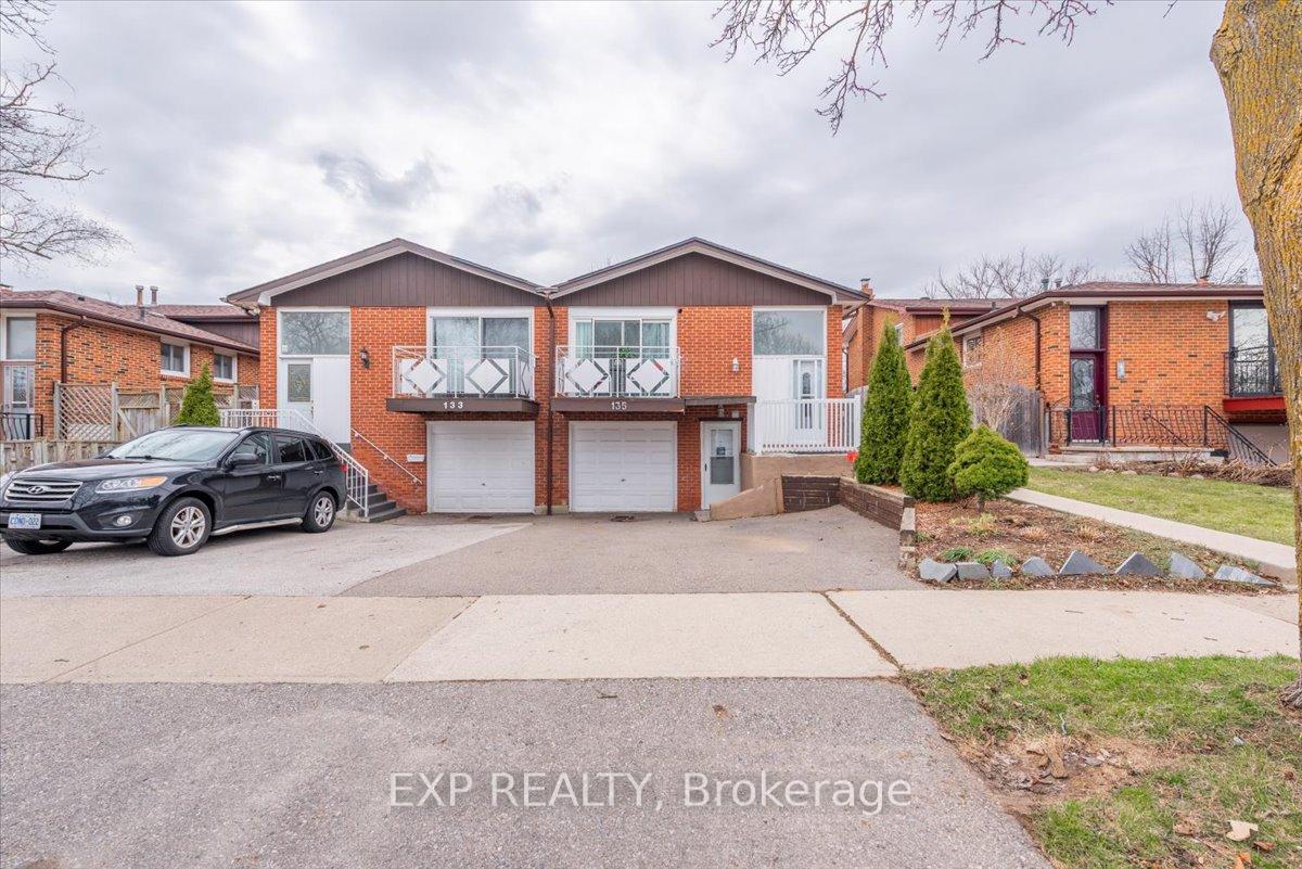 135 Mill Street N, Brampton, ON L6X 2P1