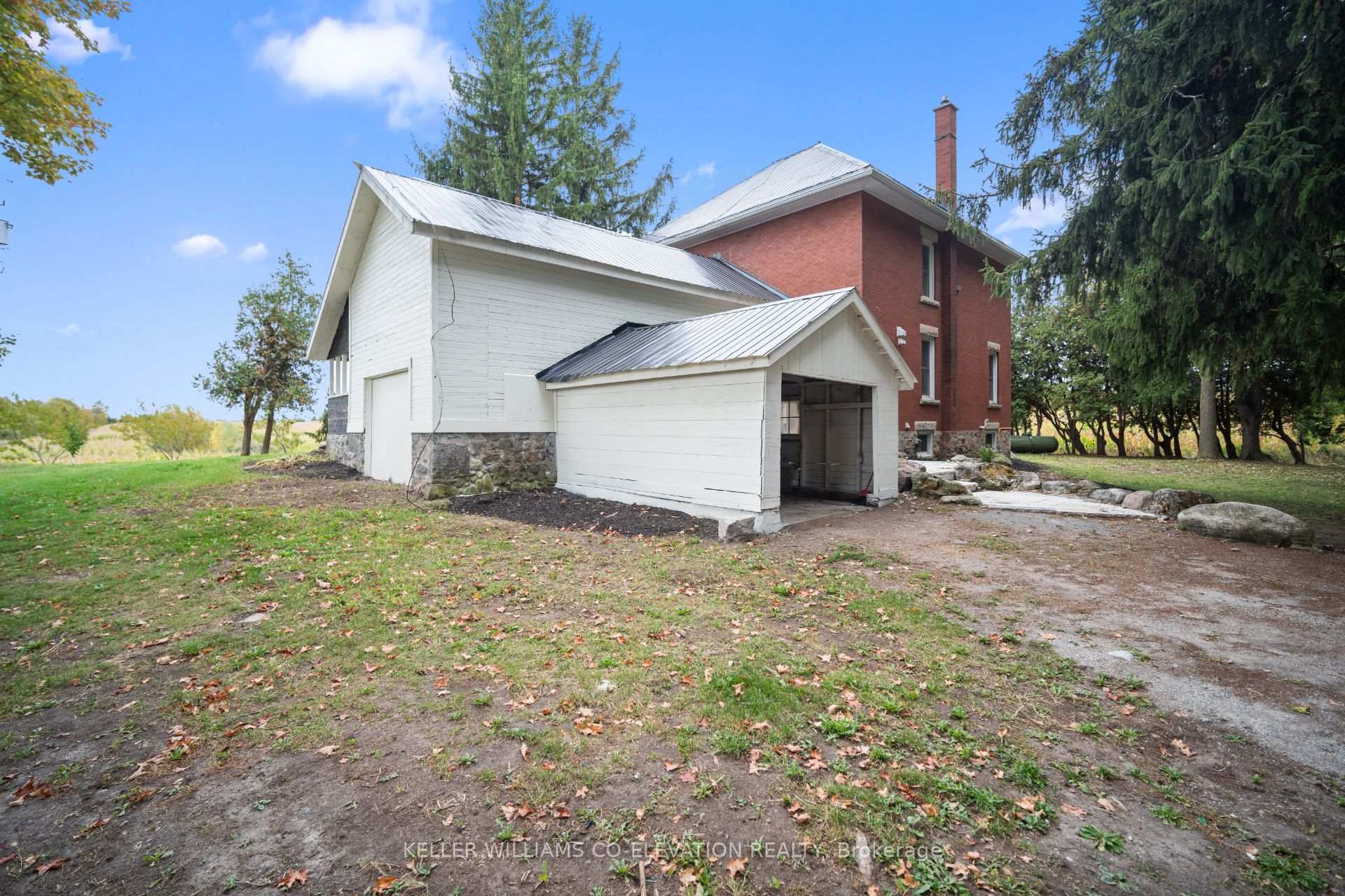 13517 First Nassagaweya Line, Milton, ON L0P 1J0