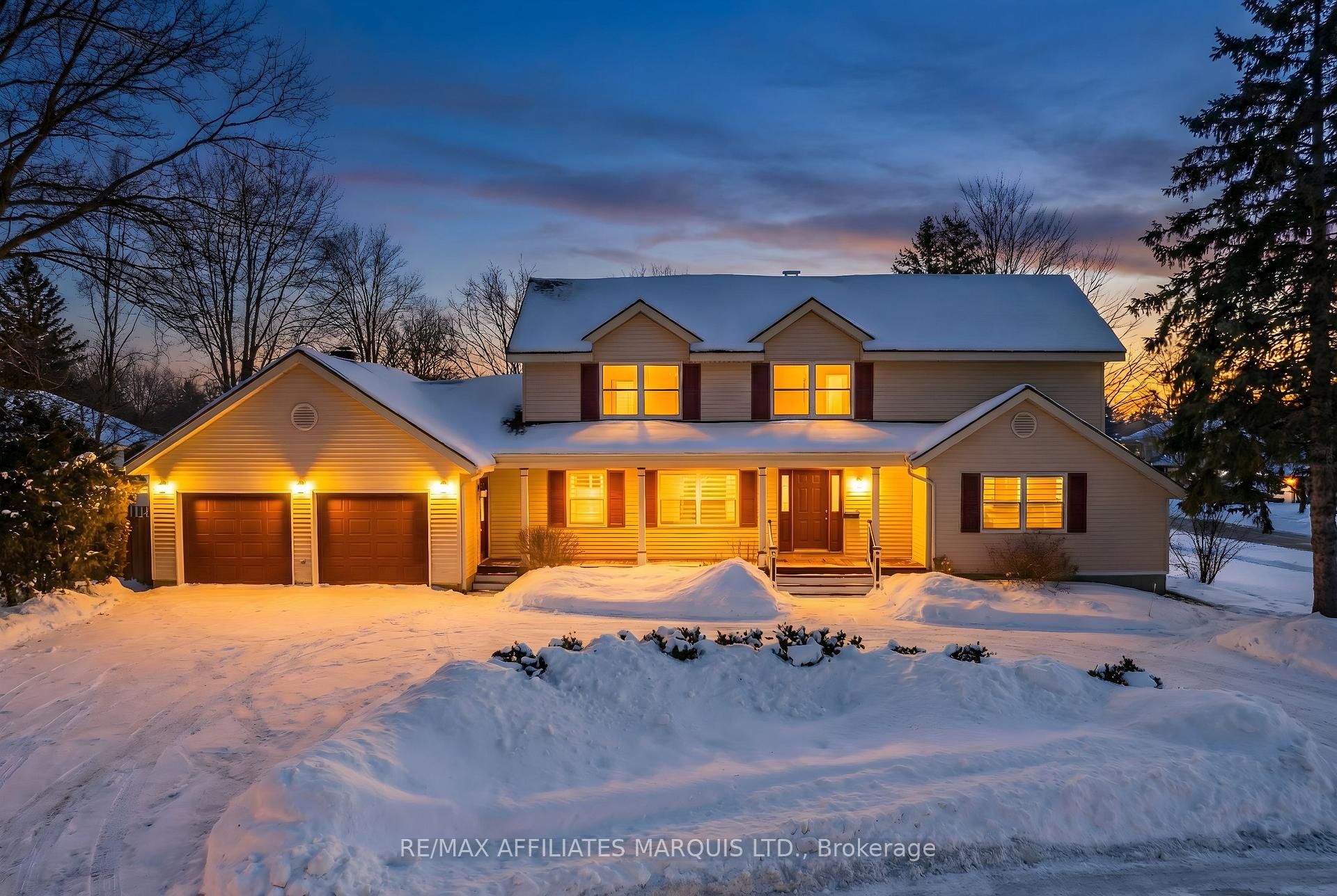 1356 Lochiel Street, Cornwall, ON K6H 6N2