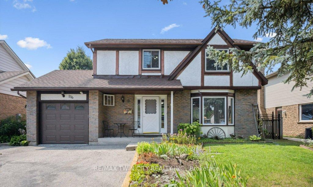 136 St Jerome Crescent, Kitchener, ON N2C 2L2