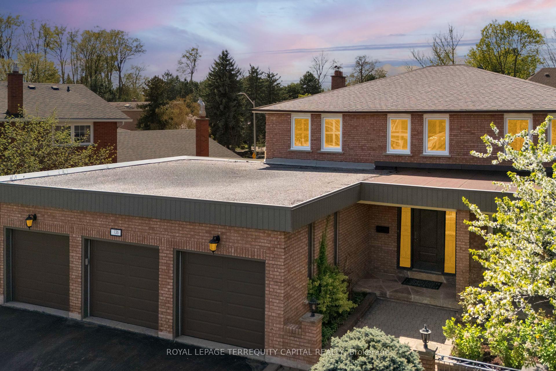 136 Villa Park Drive, Vaughan, ON L4L 3G7