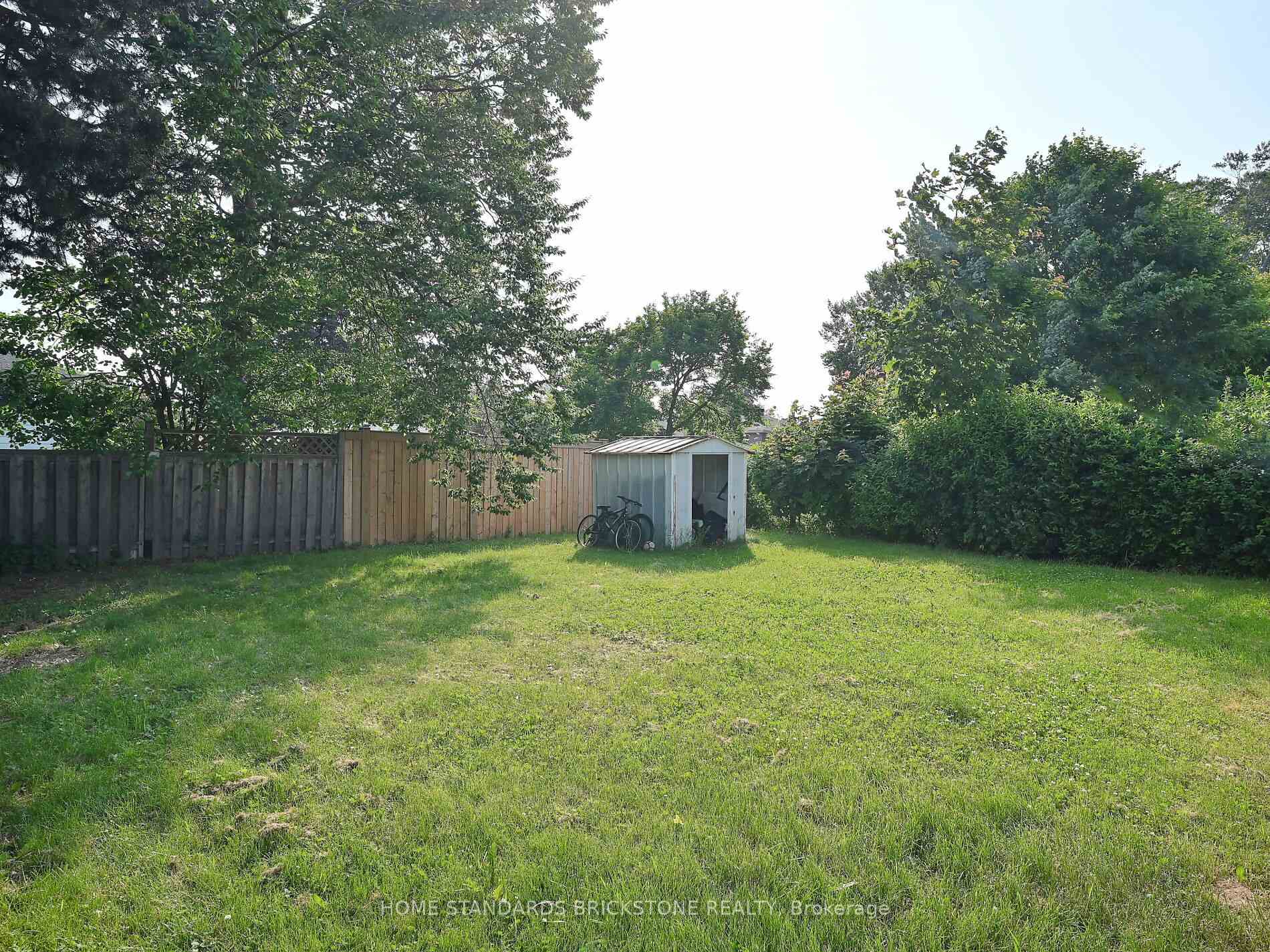 1360 Glen Rutley Circle, Mississauga, ON L4X 1Z6