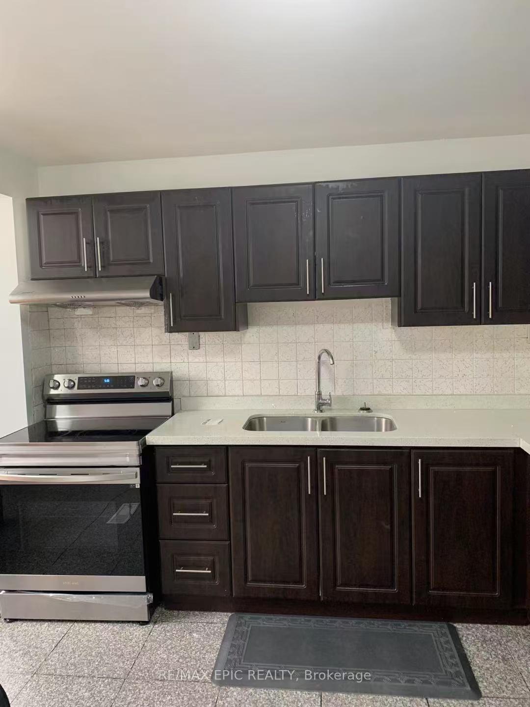 main - 137 Markham Street, Toronto, ON M6J 2G4