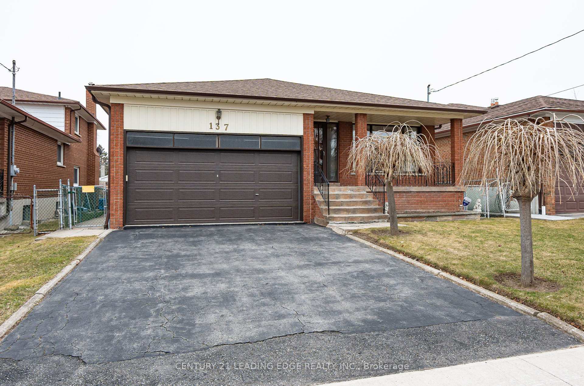 137 Pleasant View Drive, Toronto, ON M2J 3R3