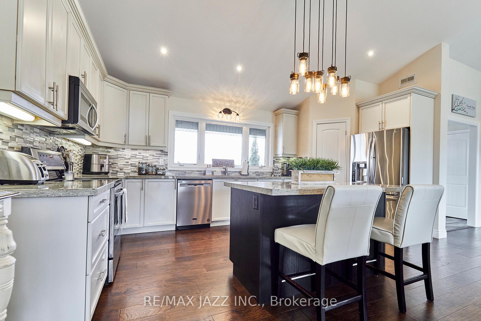 137 Sharpe Line, Cavan Monaghan, ON L0A 1C0