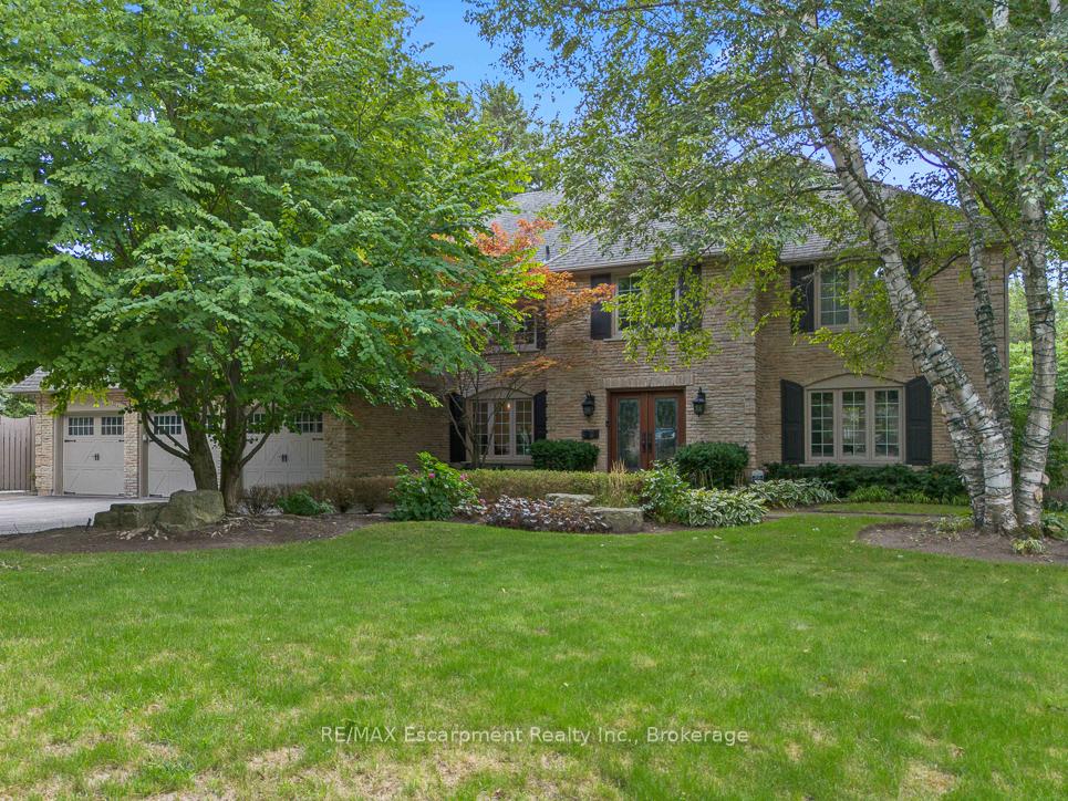 138 Cavendish Court, Oakville, ON L6J 5S2