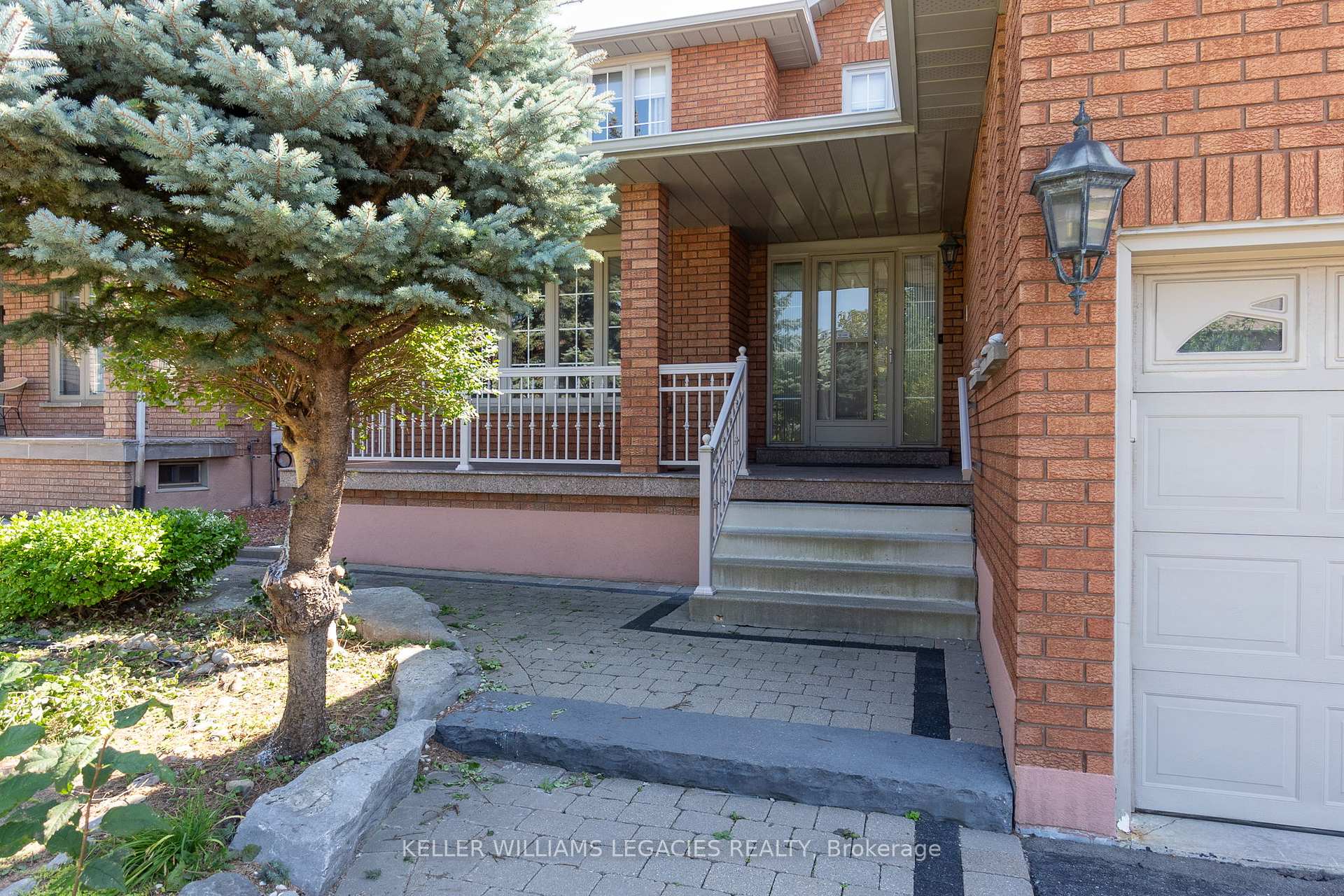 138 Longhouse Street, Vaughan, ON L4L 8E9