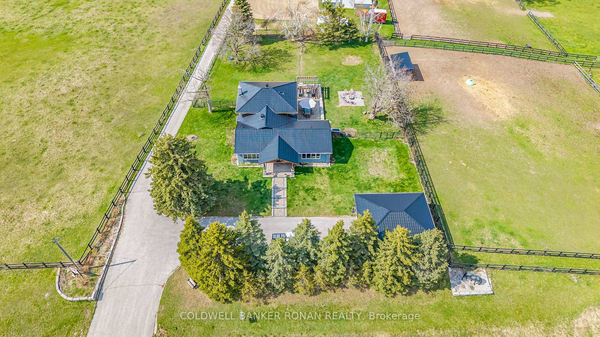 1382 10th Line, Innisfil, ON L9S 3P2