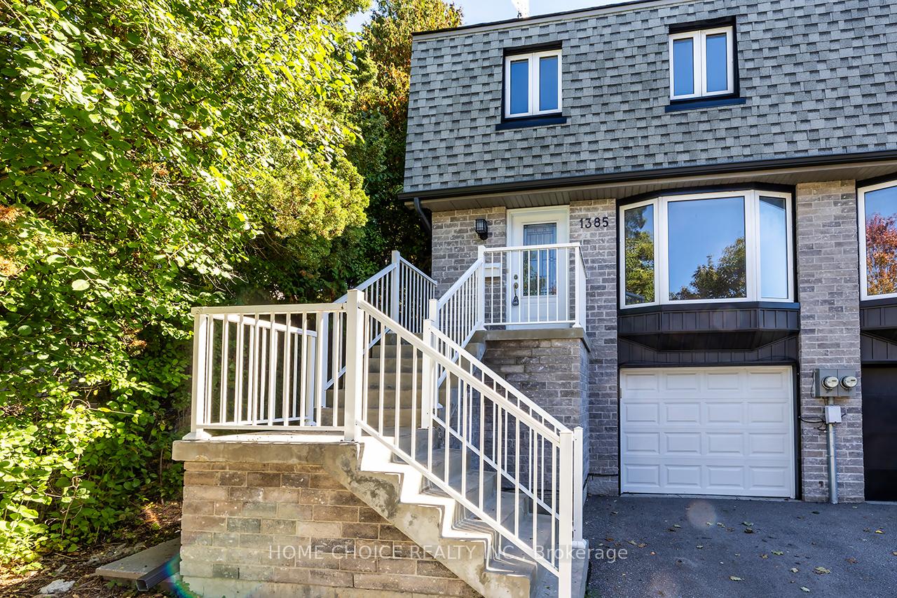 1385 Palmetto Drive, Oshawa, ON L1K 1N1