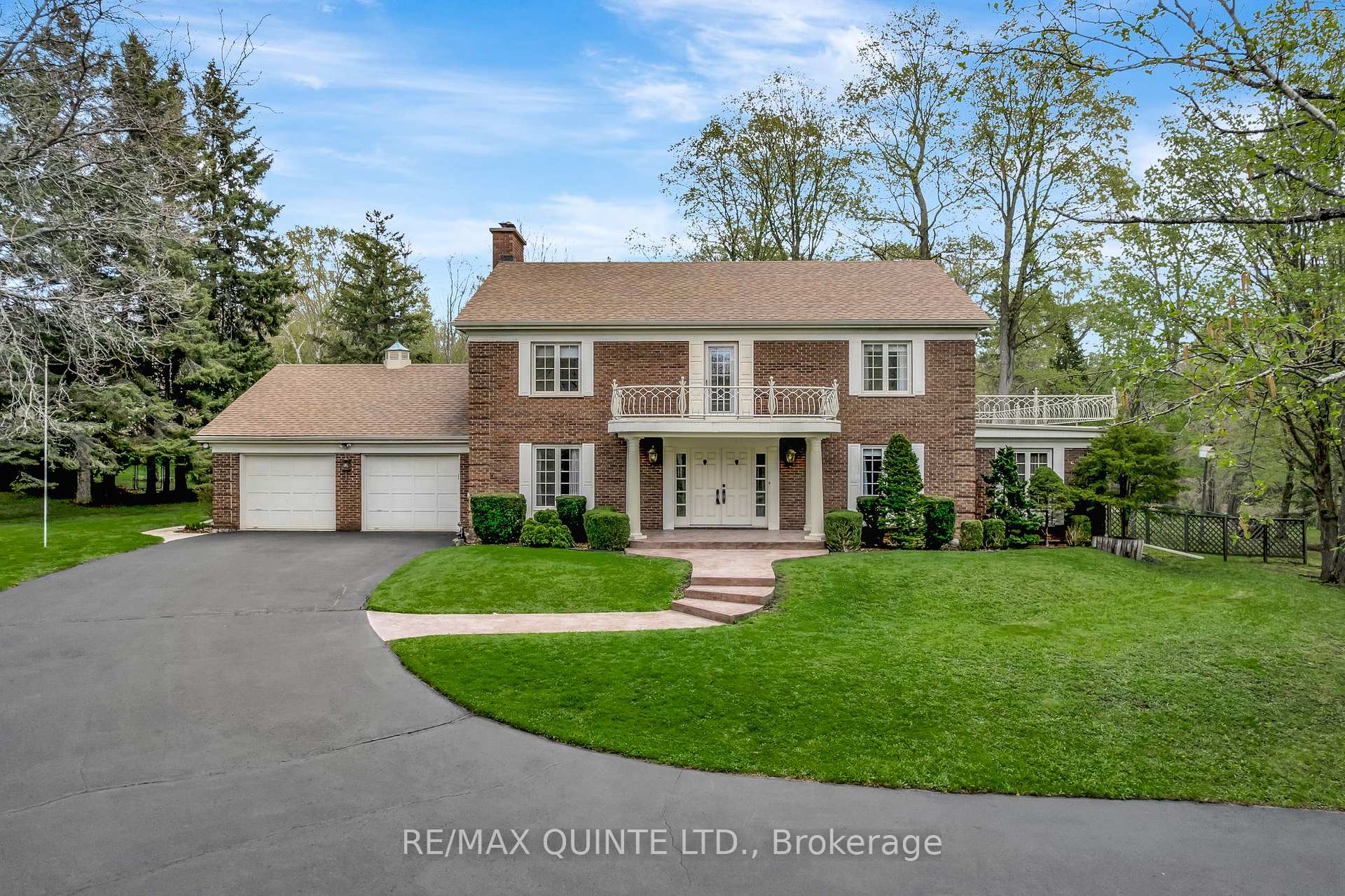 1386 Wallbridge-Loyalist Road, Quinte West, ON K8N 4Z5