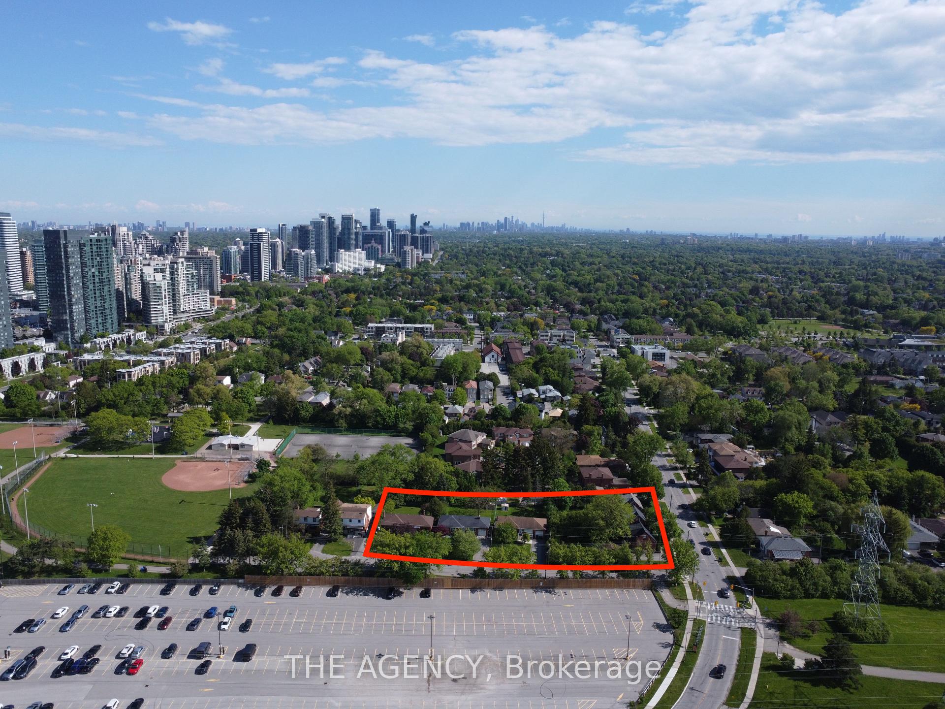 139 Blake Avenue, Toronto, ON M2M 1B4
