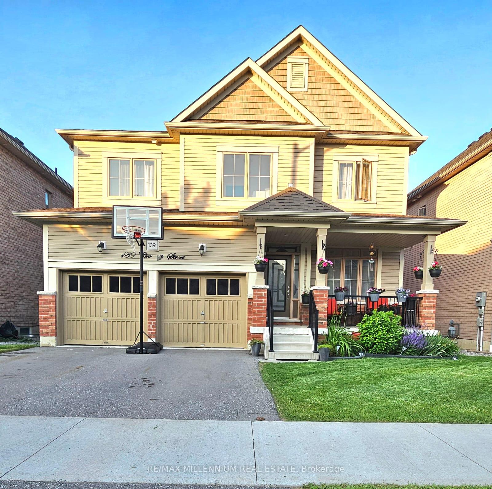 139 Crombie Street, Clarington, ON L1C 4A6