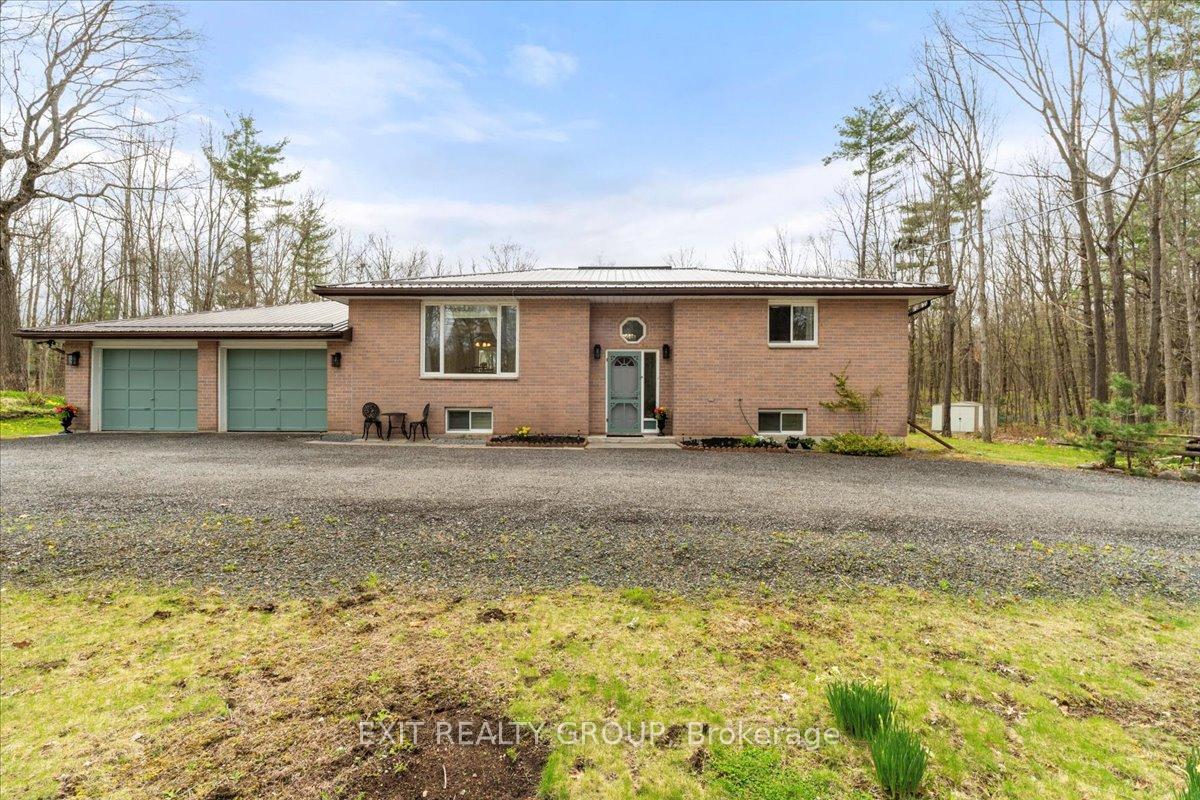 139 Marble Point Road, Marmora and Lake, ON K0K 2M0