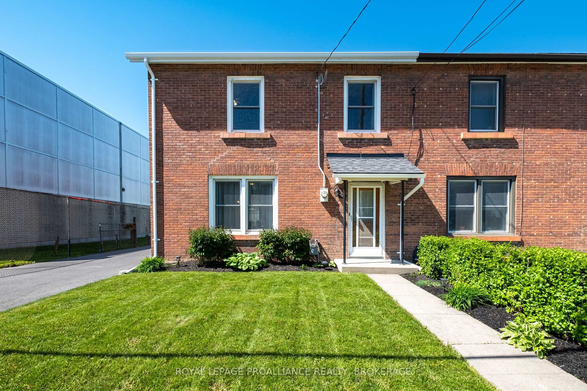 139 Stephen Street, Kingston, ON K7K 2C6