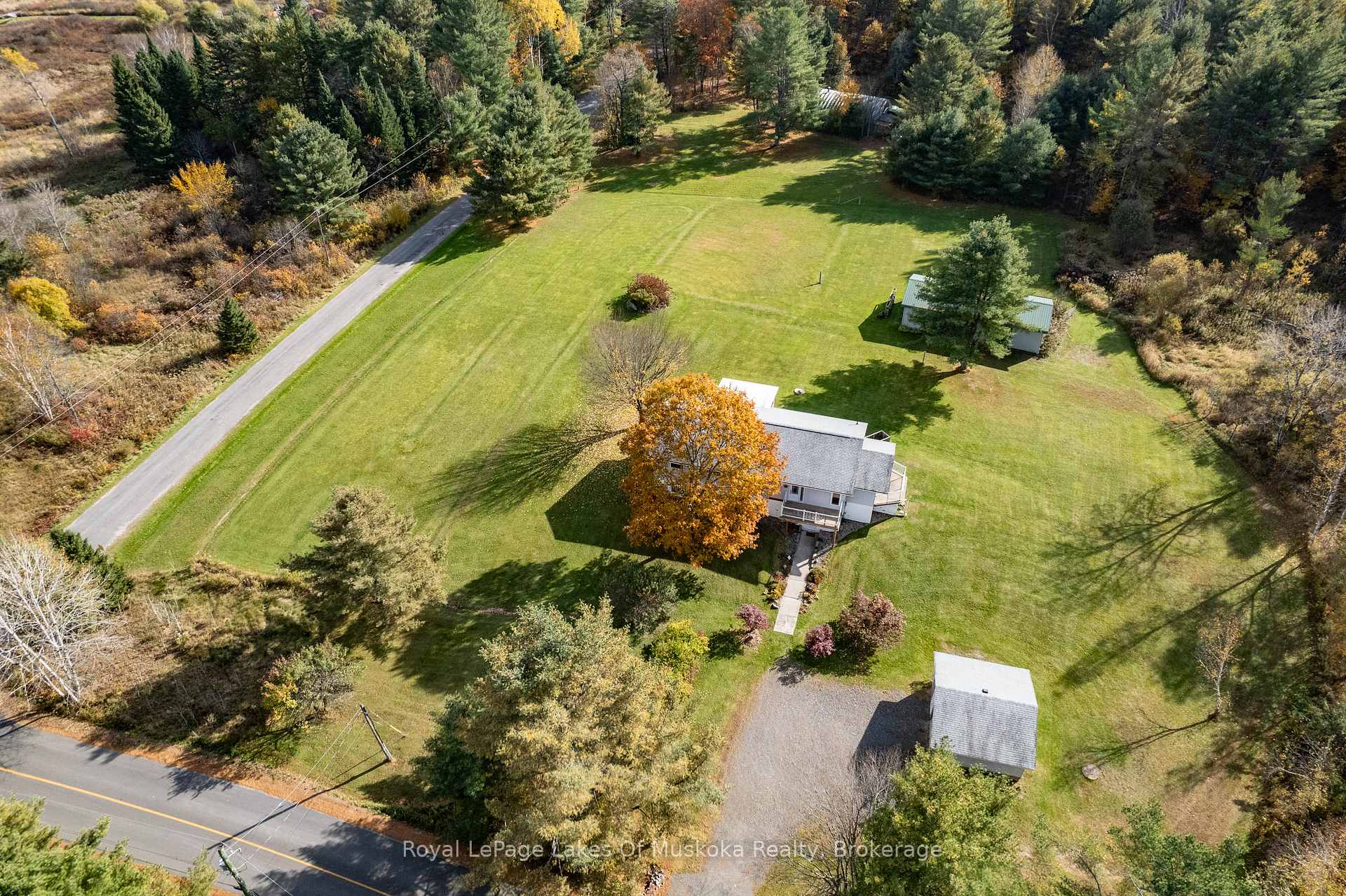 1394 REAY Road, Gravenhurst, ON P1P 1R3