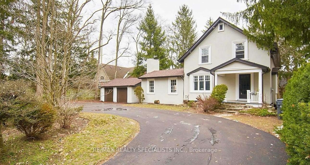 1395 Lorne Park Road, Mississauga, ON L5H 3B2