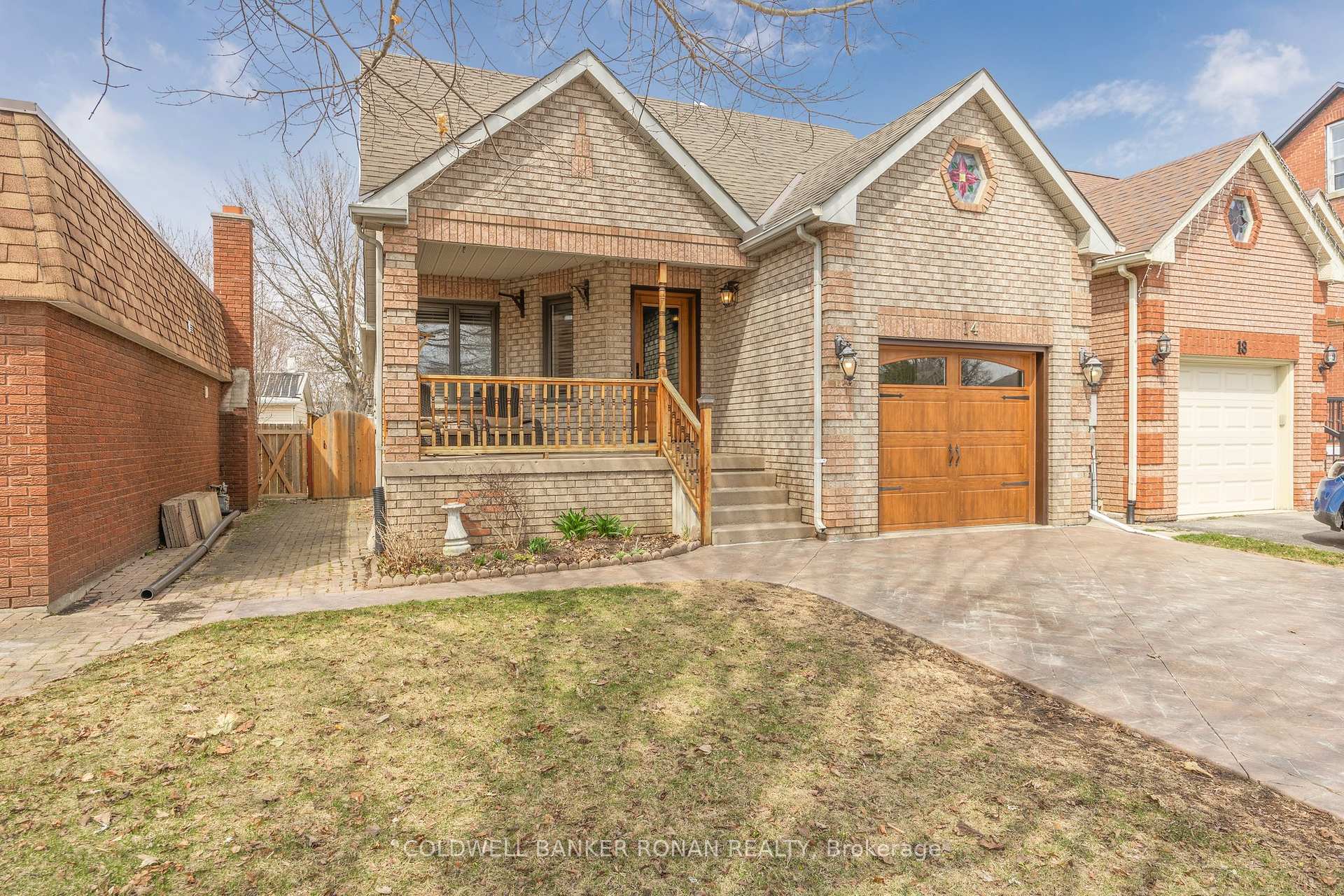 14 Albert Street E, New Tecumseth, ON L9R 1J4