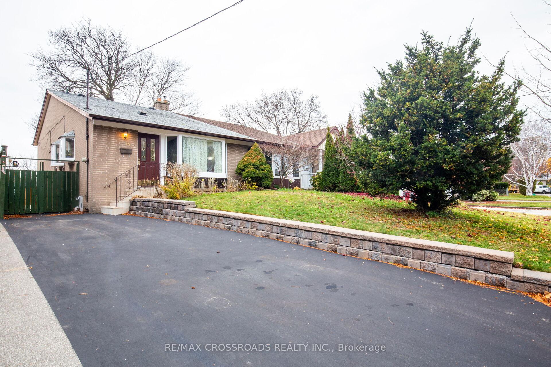 14 Baltray Crescent, Toronto, ON M3A 2H4