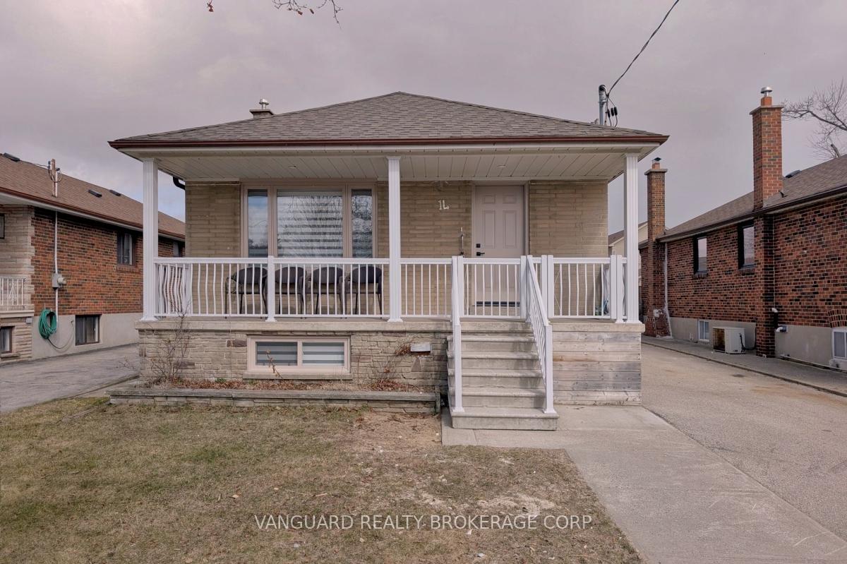 14 Bradfield Avenue, Toronto, ON M8Z 2A3