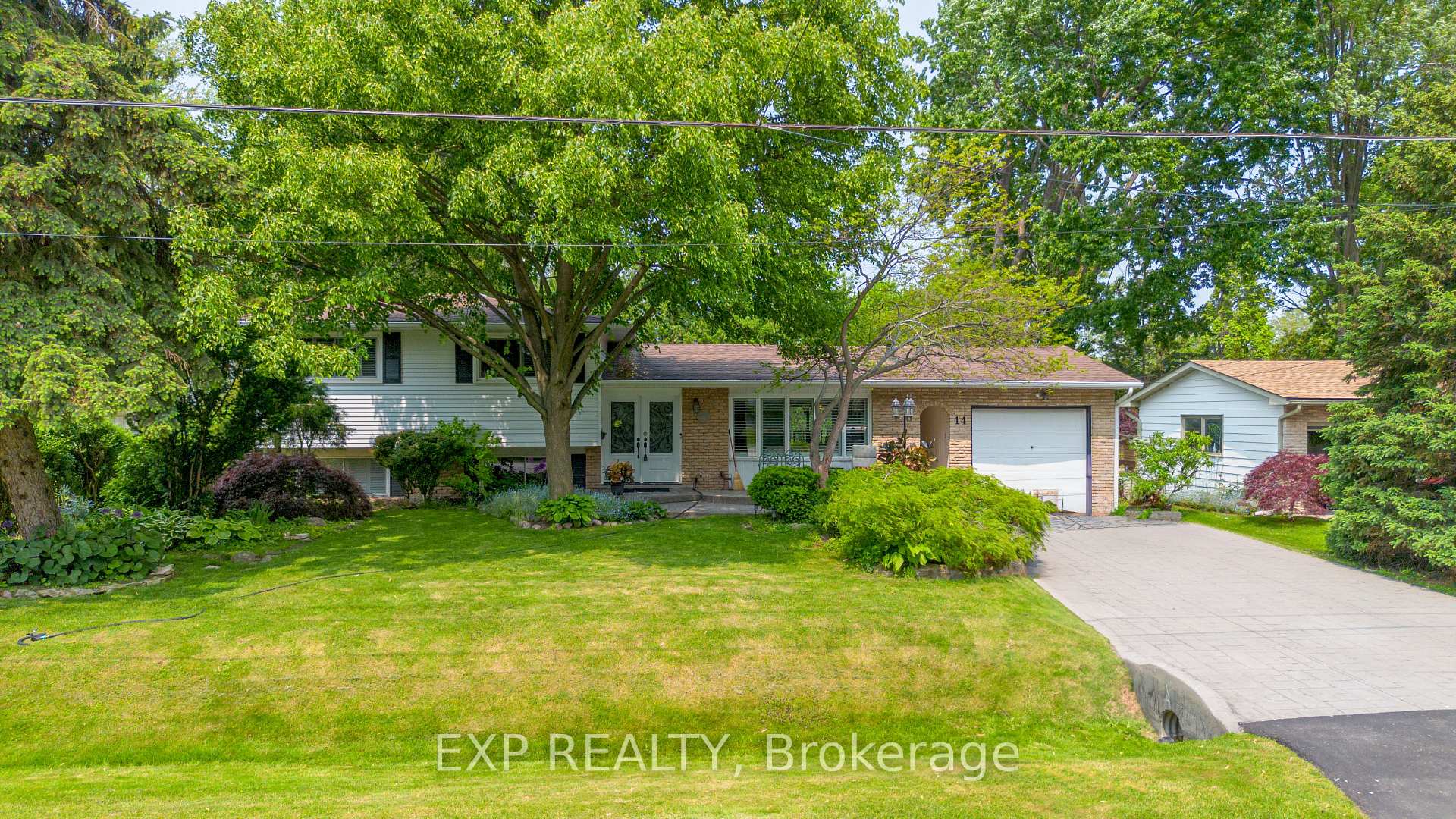 14 George Street, Grimsby, ON L3M 3Y4