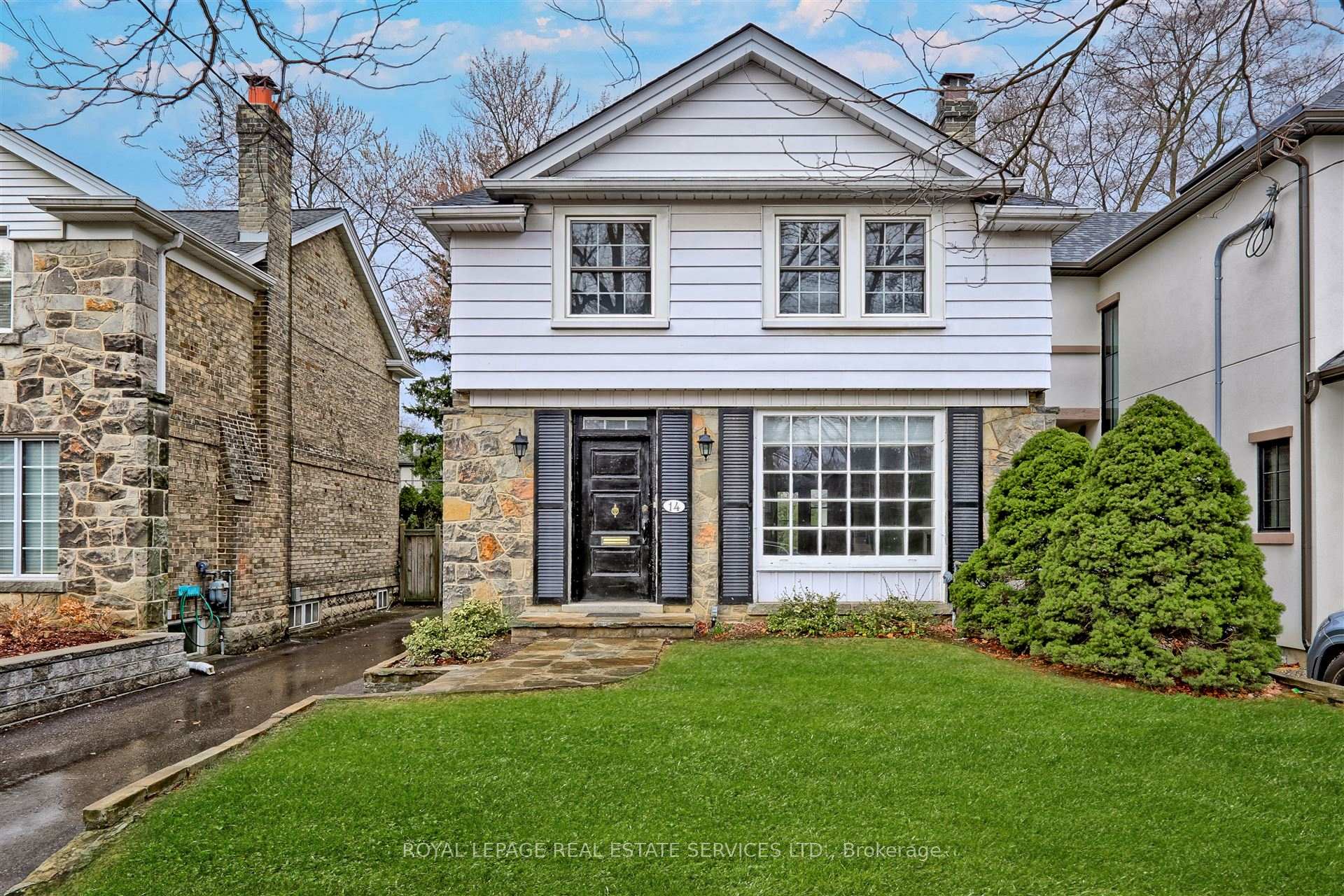 14 Highgate Road, Toronto, ON M8X 2B2