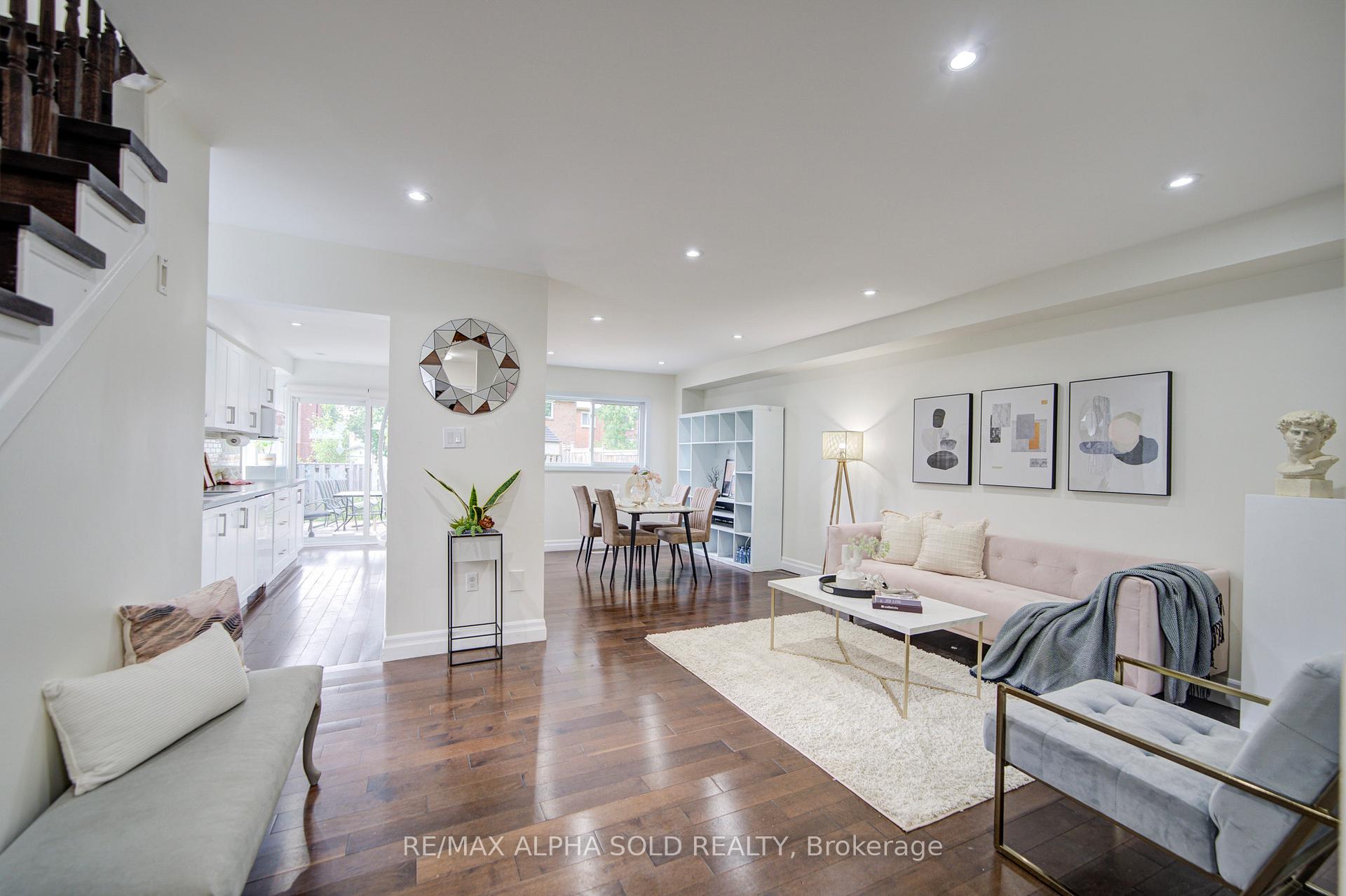 14 Miley Drive, Markham, ON L3R 4V3