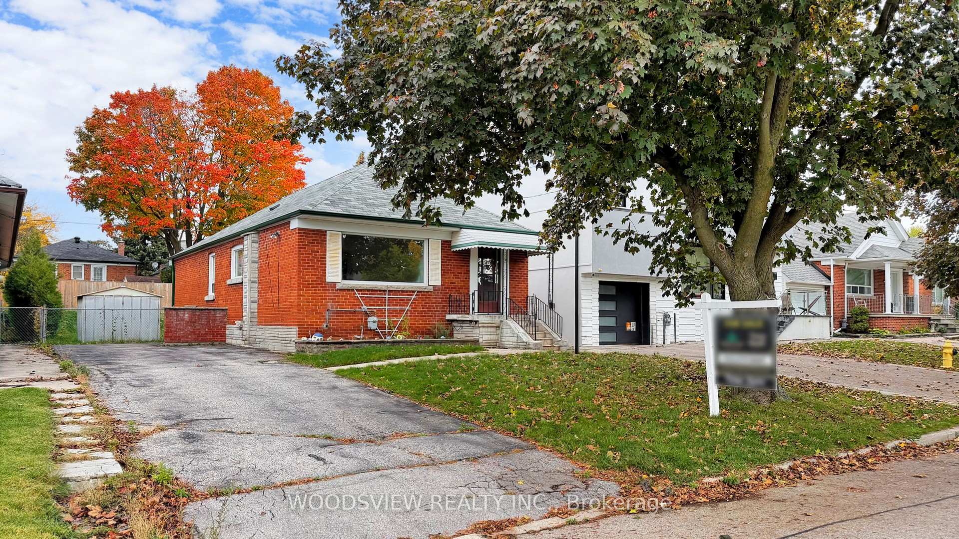14 Shandara Crescent, Toronto, ON M1R 1E9