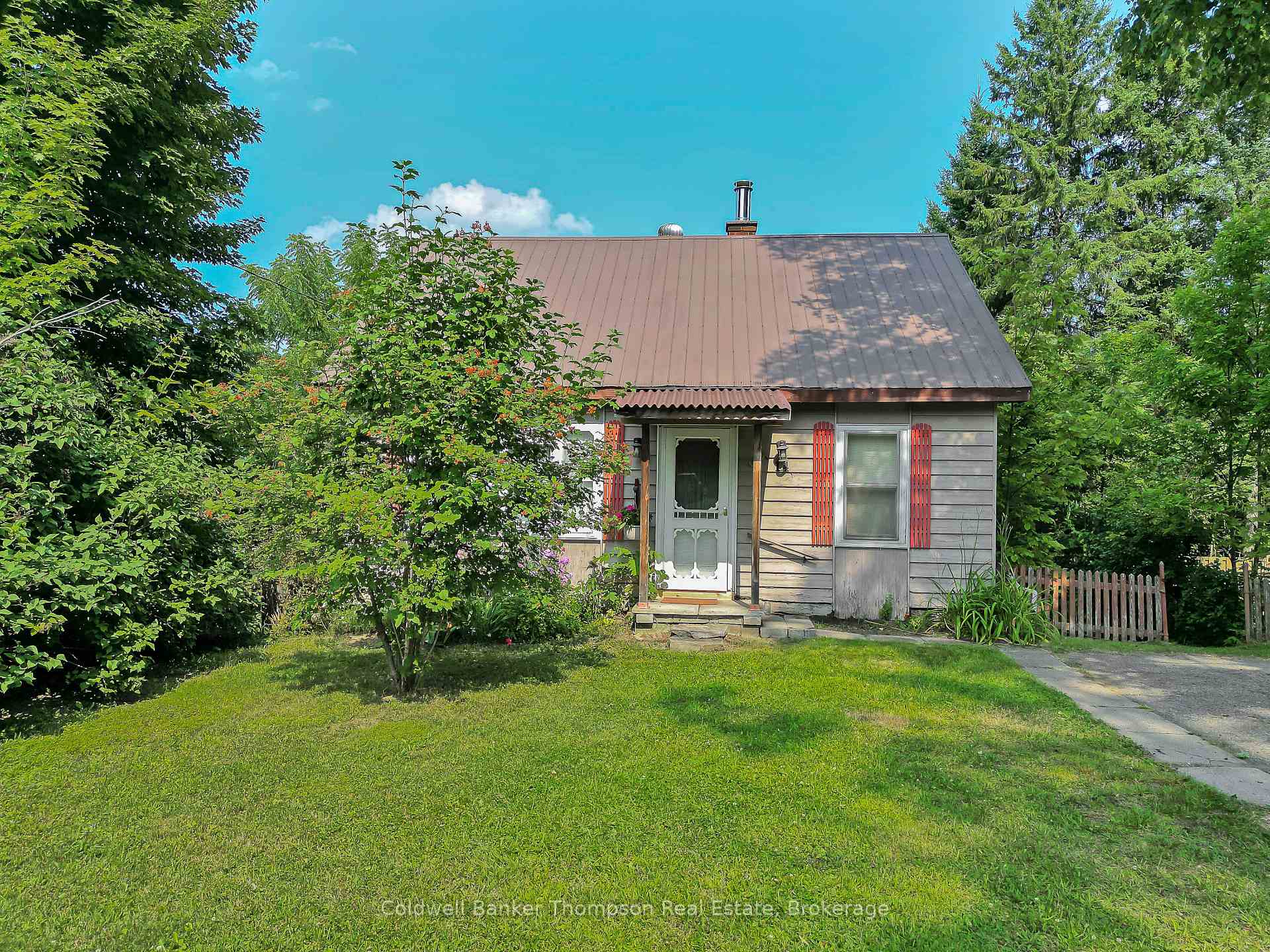 14 Tait Street, Huntsville, ON P1H 1W5