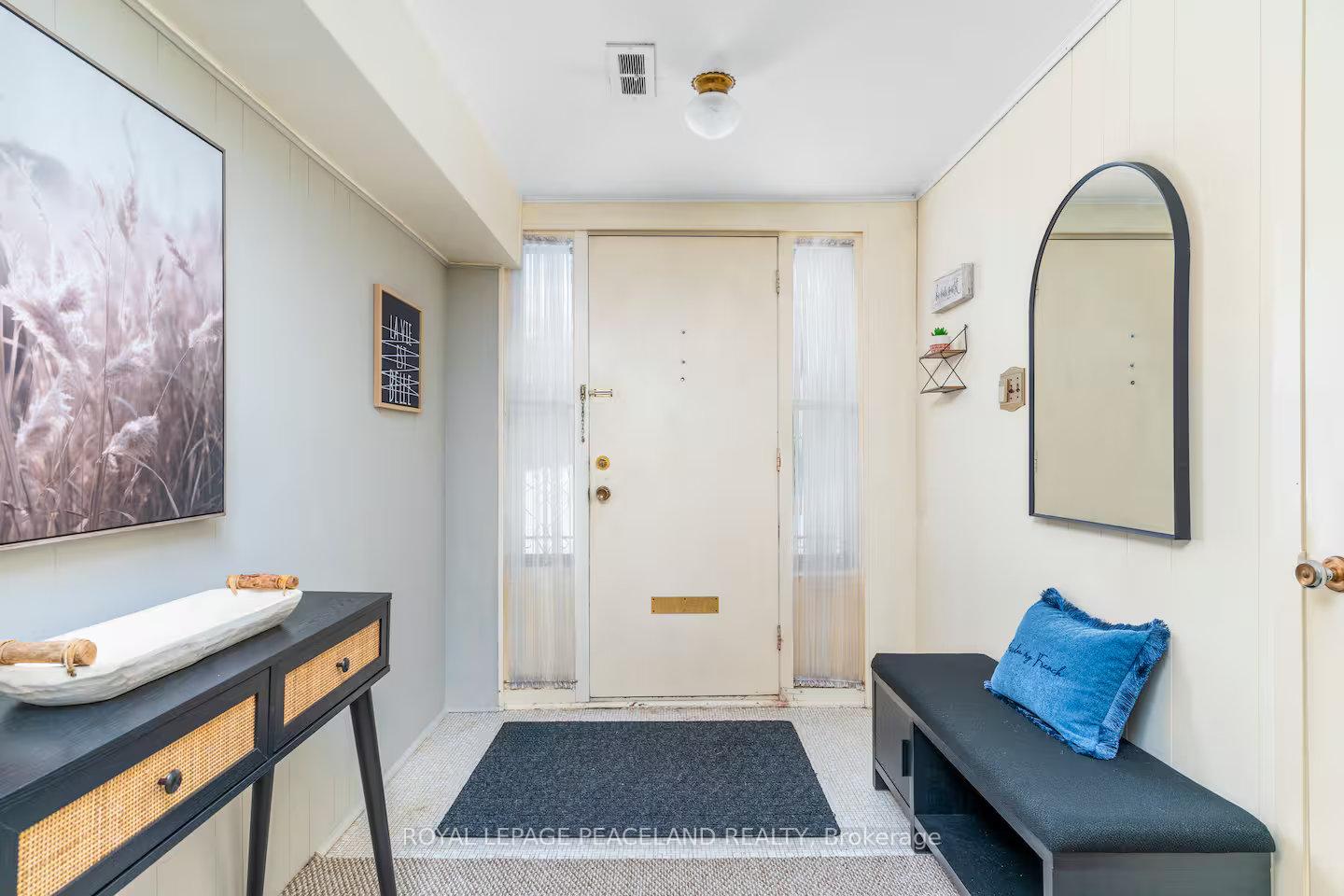 14 whitelock Crescent, Toronto, ON M2K 1V8