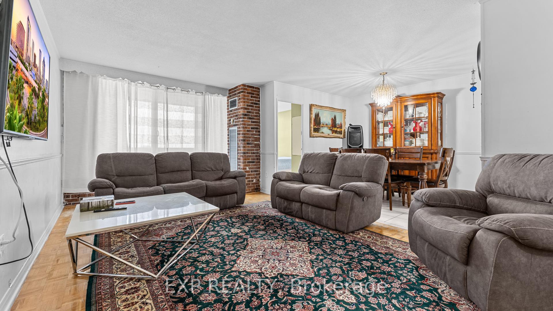 1401 - 362 The East Mall Drive, Toronto, ON M9B 6C4