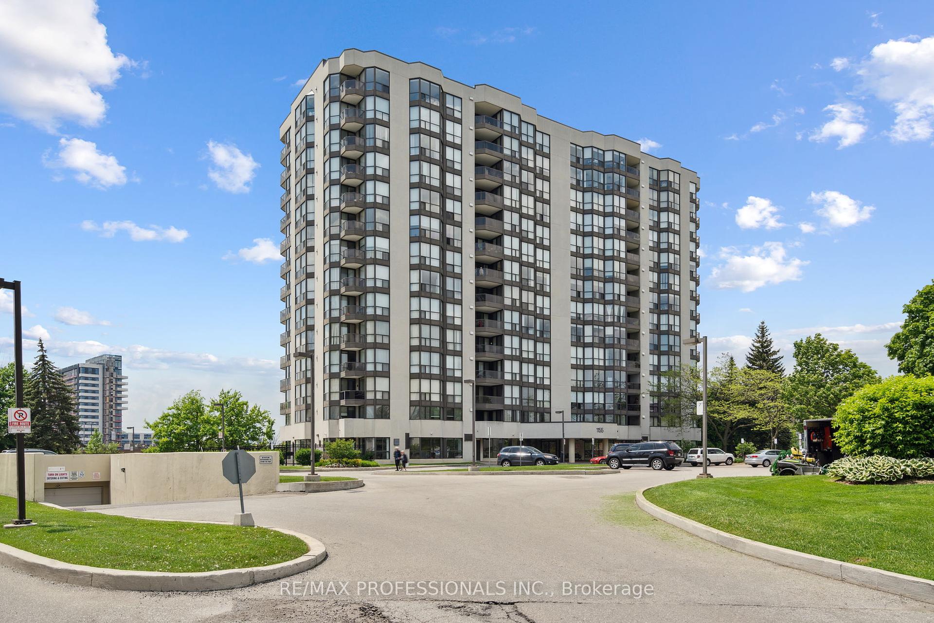 1405 - 1155 Bough Beeches Boulevard, Mississauga, ON L4W 4N2