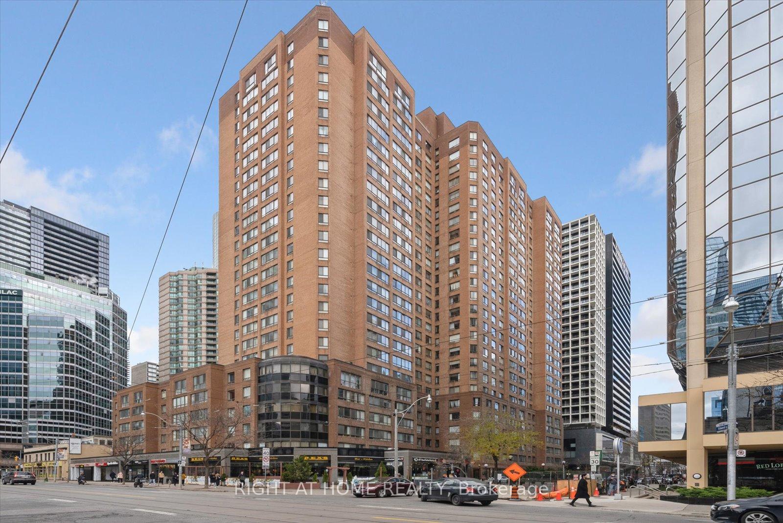 1407 - 633 Bay Street, Toronto, ON M5G 2G4
