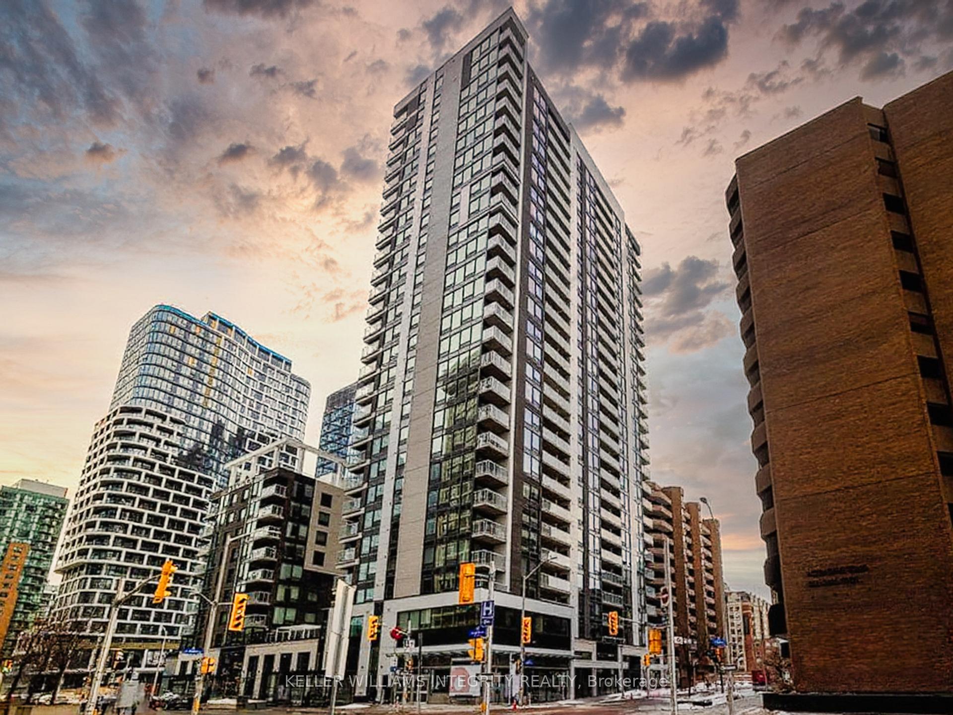 1409 - 340 Queen Street, Ottawa Centre, ON K1R 0G1