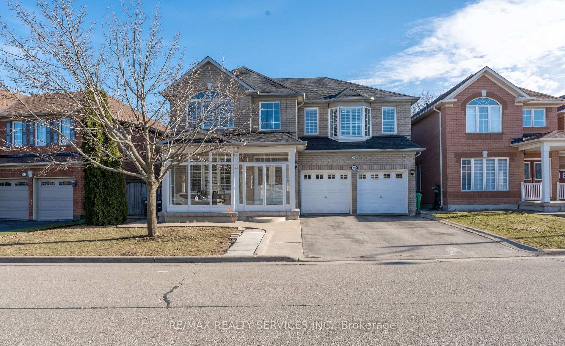 141 Whitwell Drive, Brampton, ON L6P 1L2