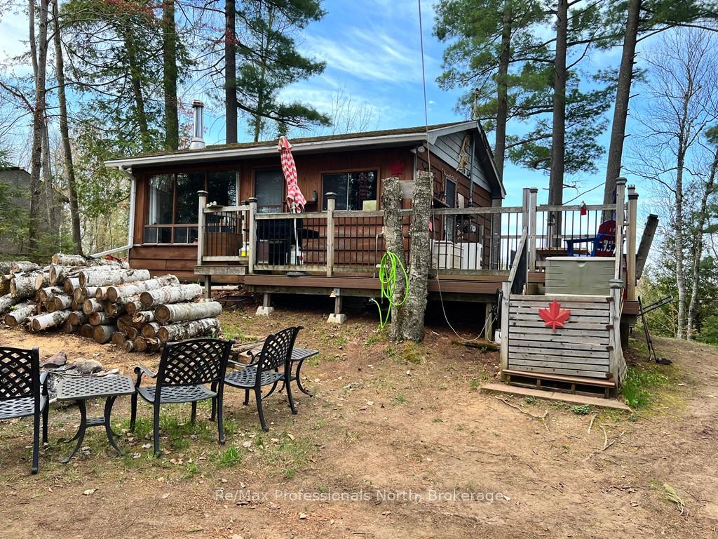 1411 Clement Lake Road, Highlands East, ON K0L 3C0