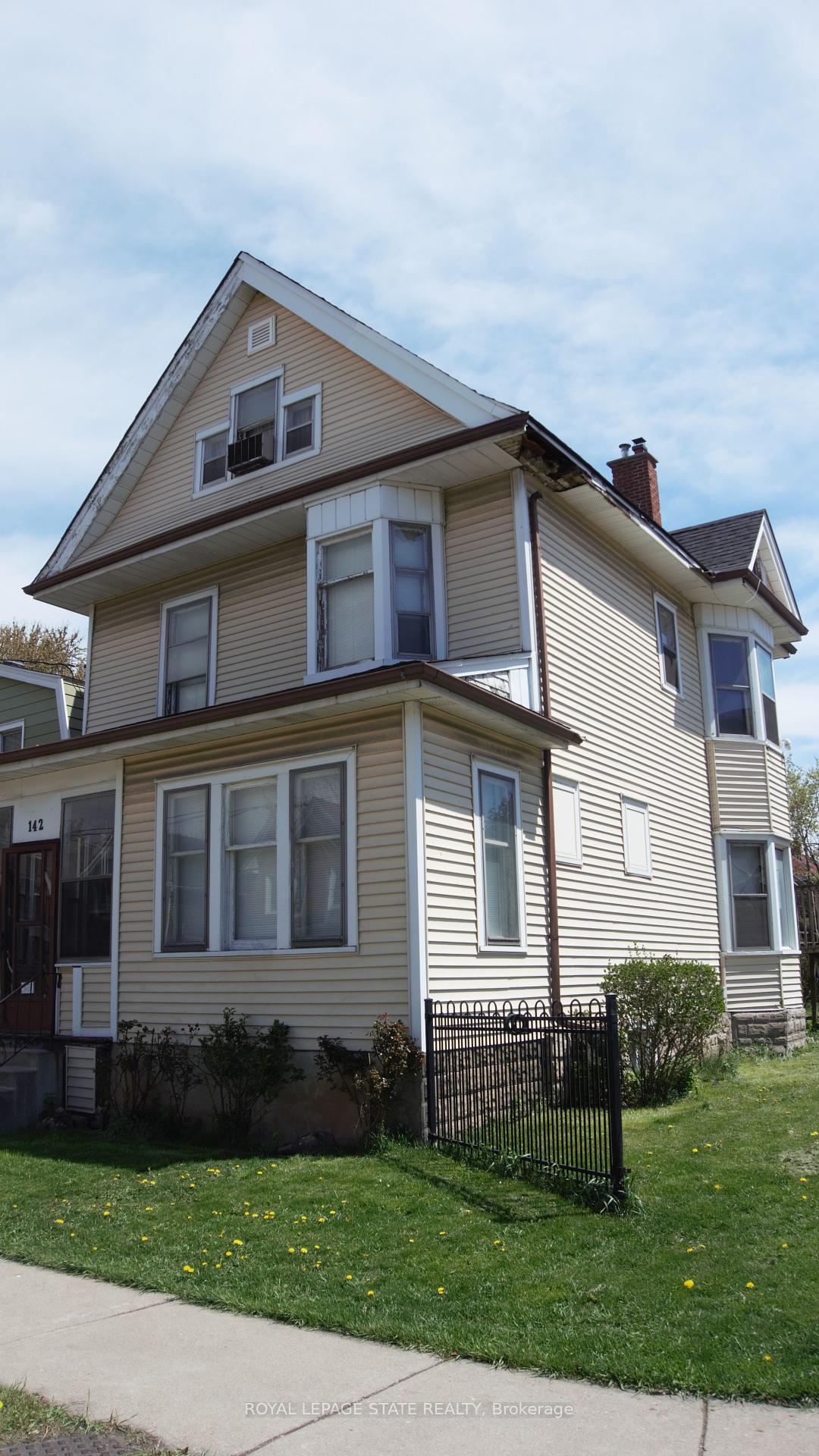 142 Avondale Street, Hamilton, ON L8L 7C2