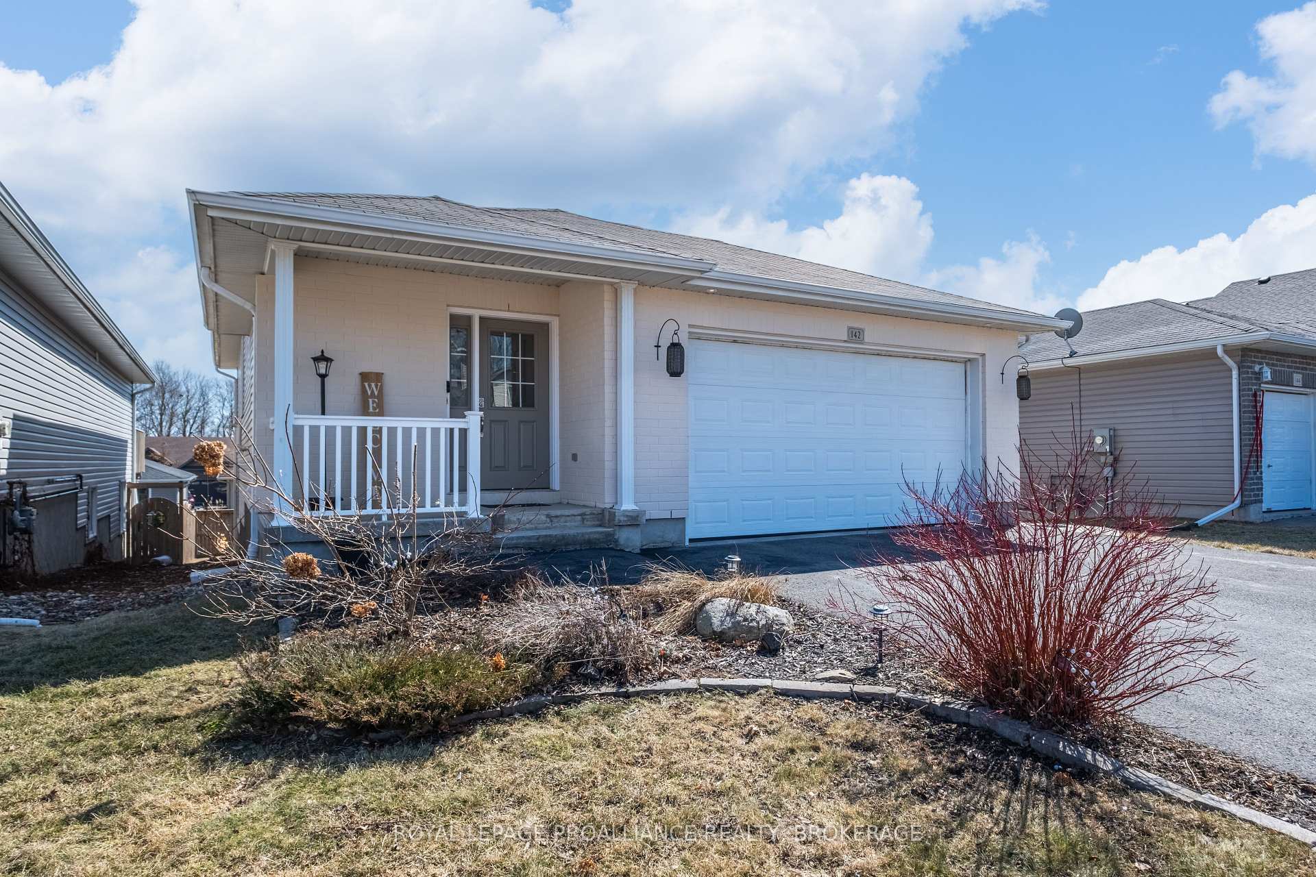 142 Islandview Drive, Loyalist, ON K7N 0A5