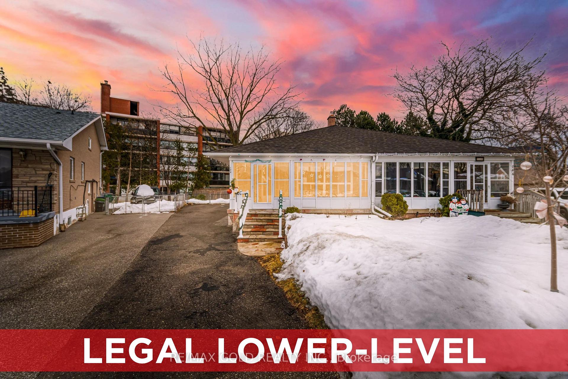 142 Wareside Road, Toronto, ON M9C 3B8