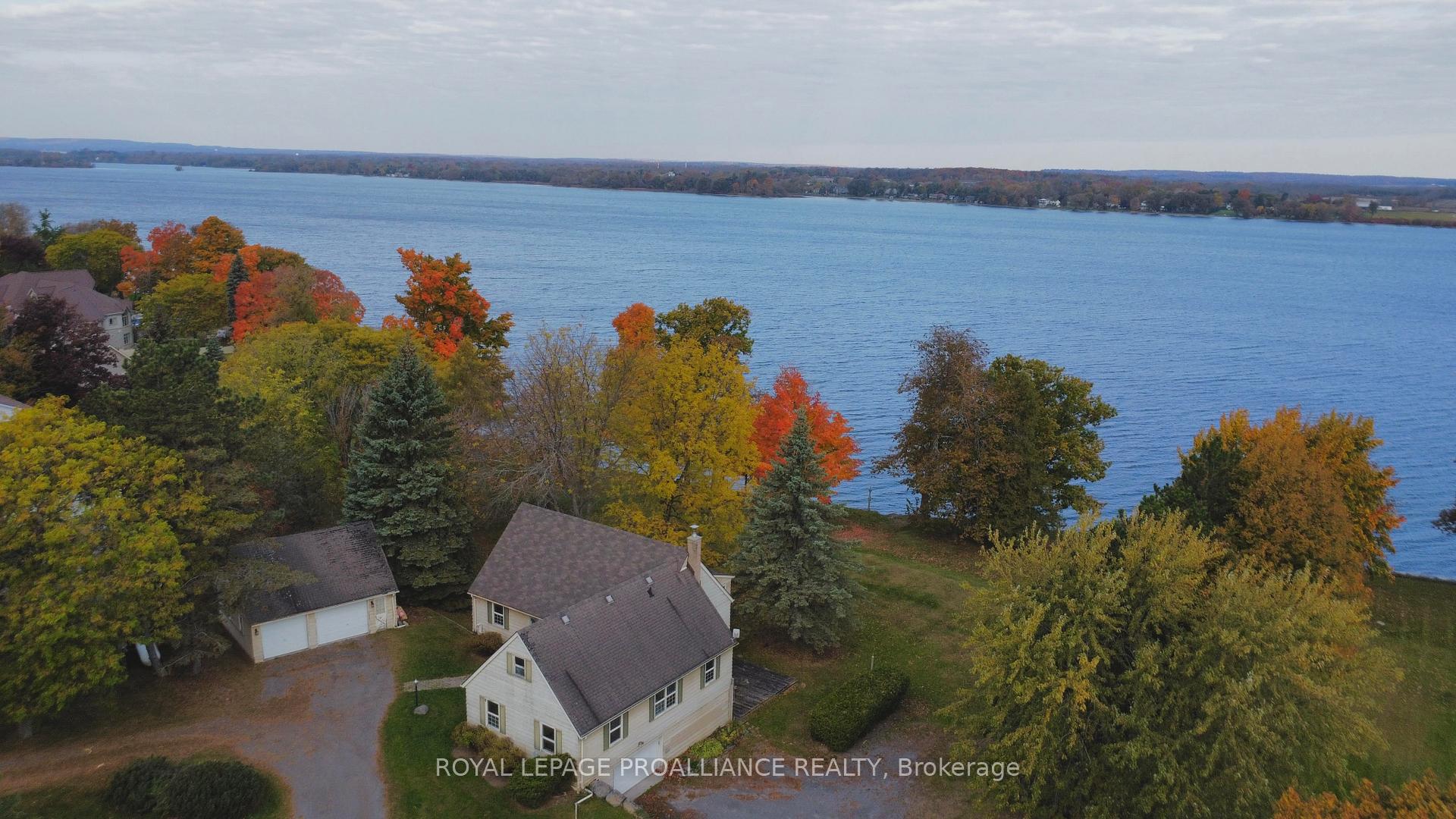 1424 County Rd 3, Prince Edward County, ON K0K 1L0