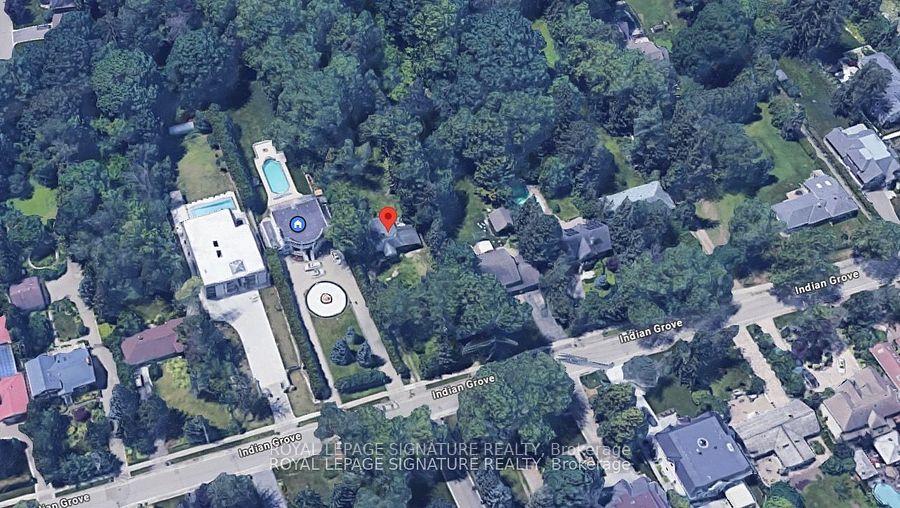 1426 Indian Grove, Mississauga, ON L5H 2S6