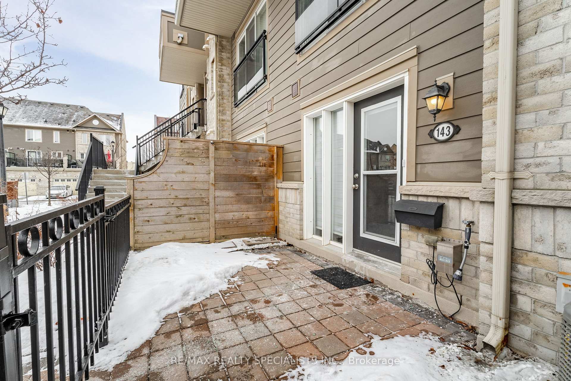 143 - 2891 Rio Court, Mississauga, ON L5M 0S3