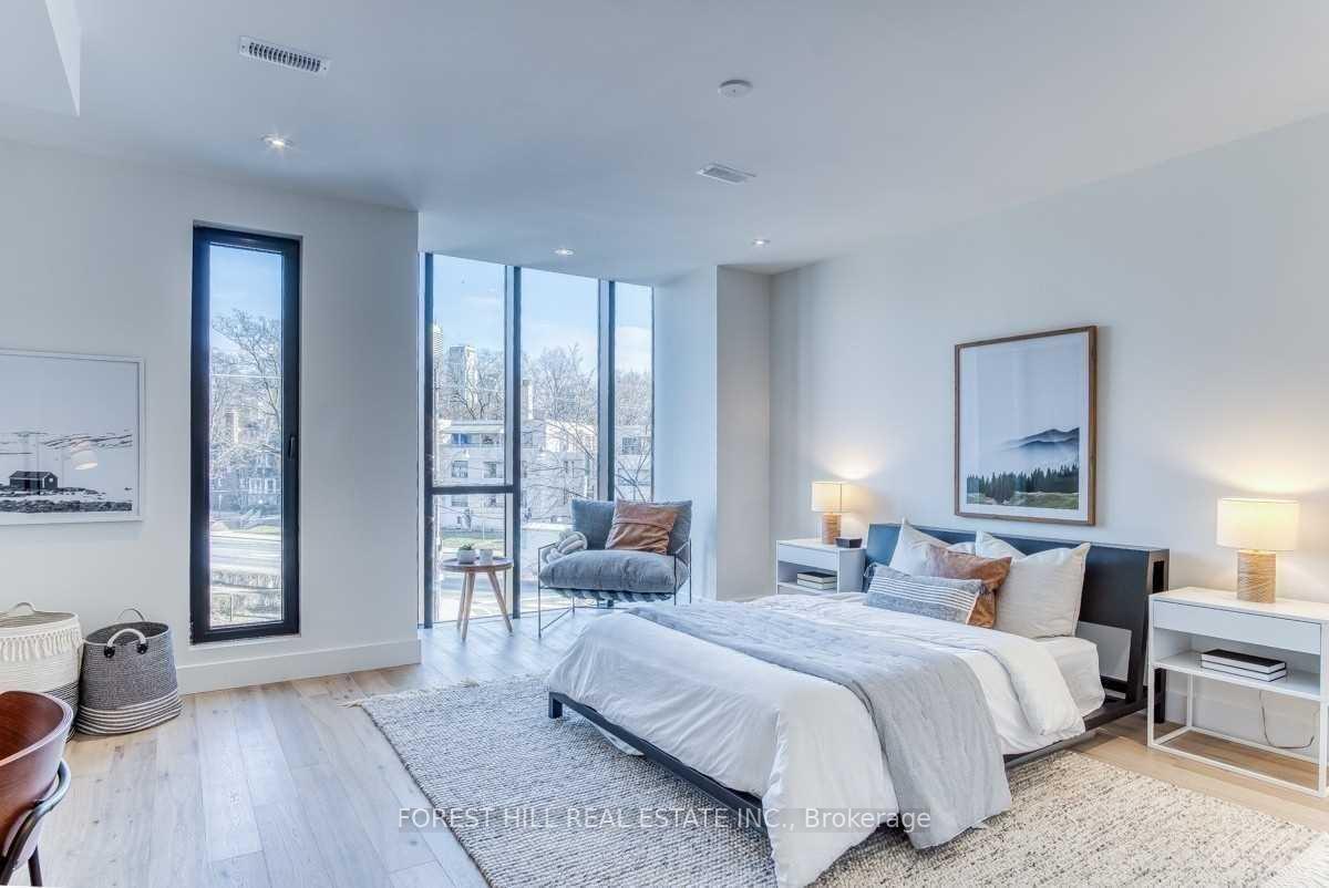 143 Chaplin Crescent, Toronto, ON M5P 1B1