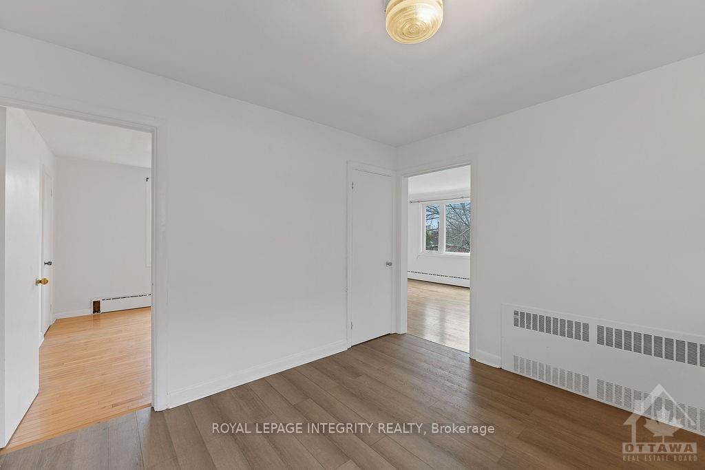 2 - 143 Granville Street, Vanier and Kingsview Park, ON K1L 6Y3