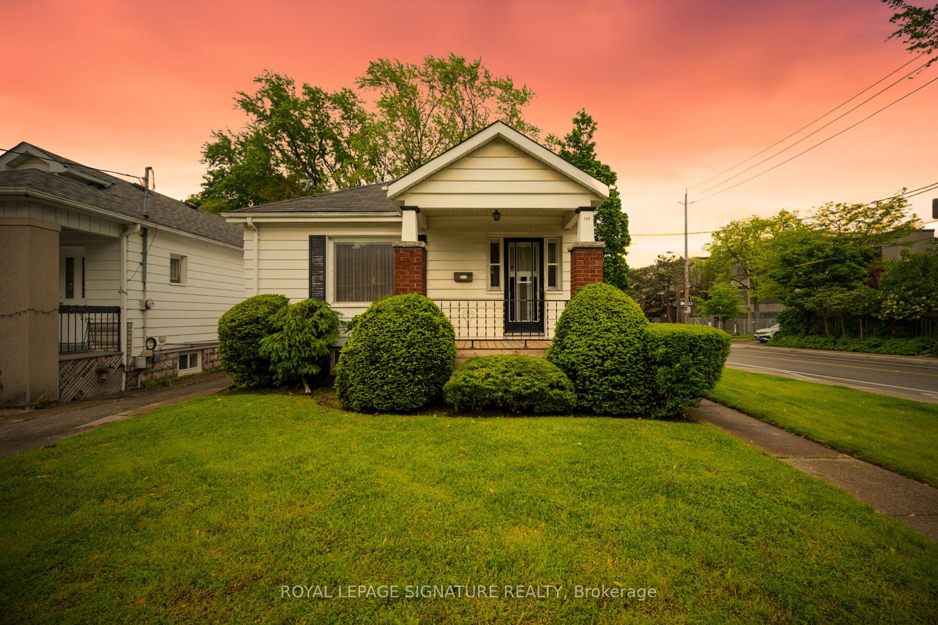 143 William Street, Toronto, ON M9N 2G9
