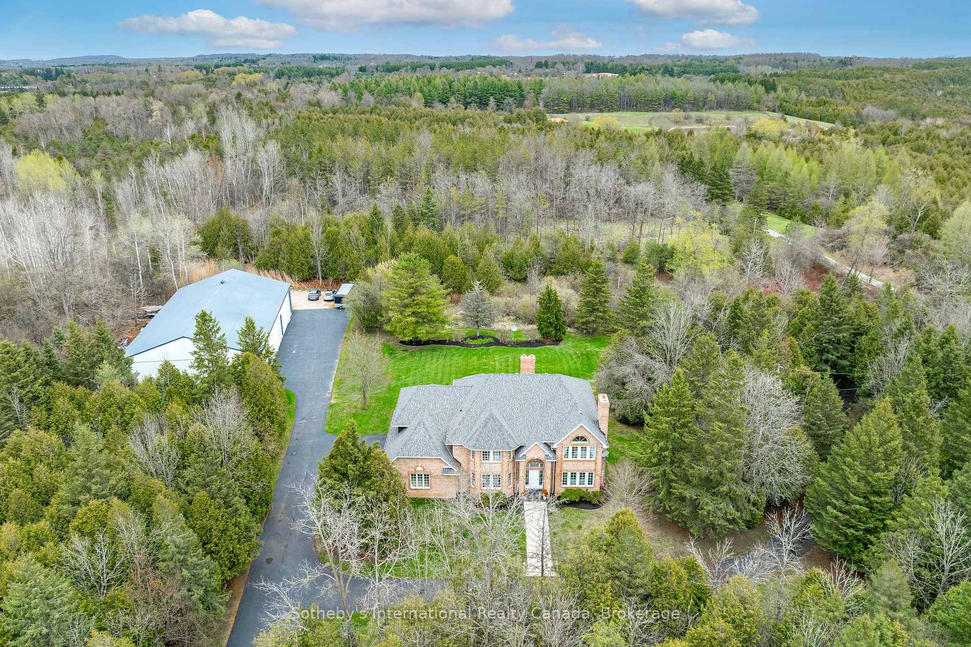 14301 Sixth Line Nassagaweya, Milton, ON L7J 2J7