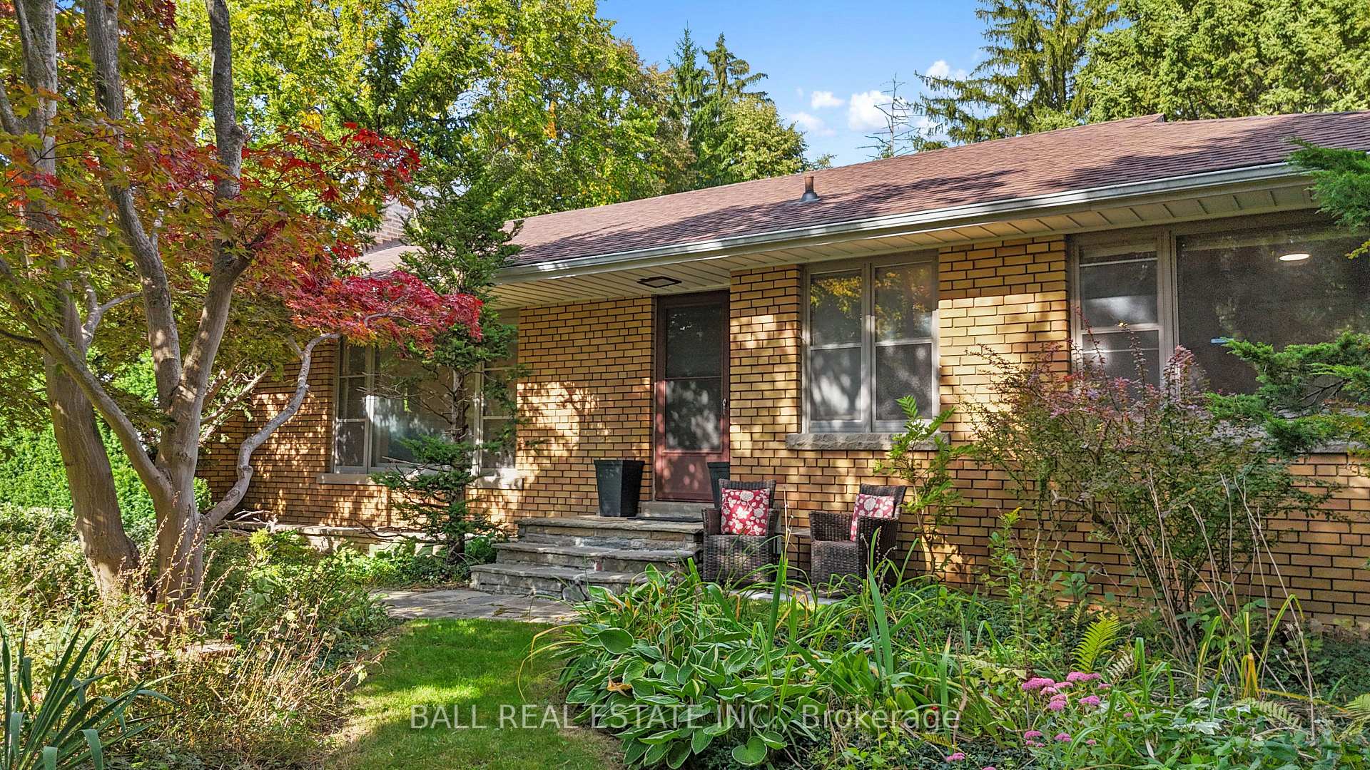 1431 Lochlin Trail, Mississauga, ON L5G 3V5